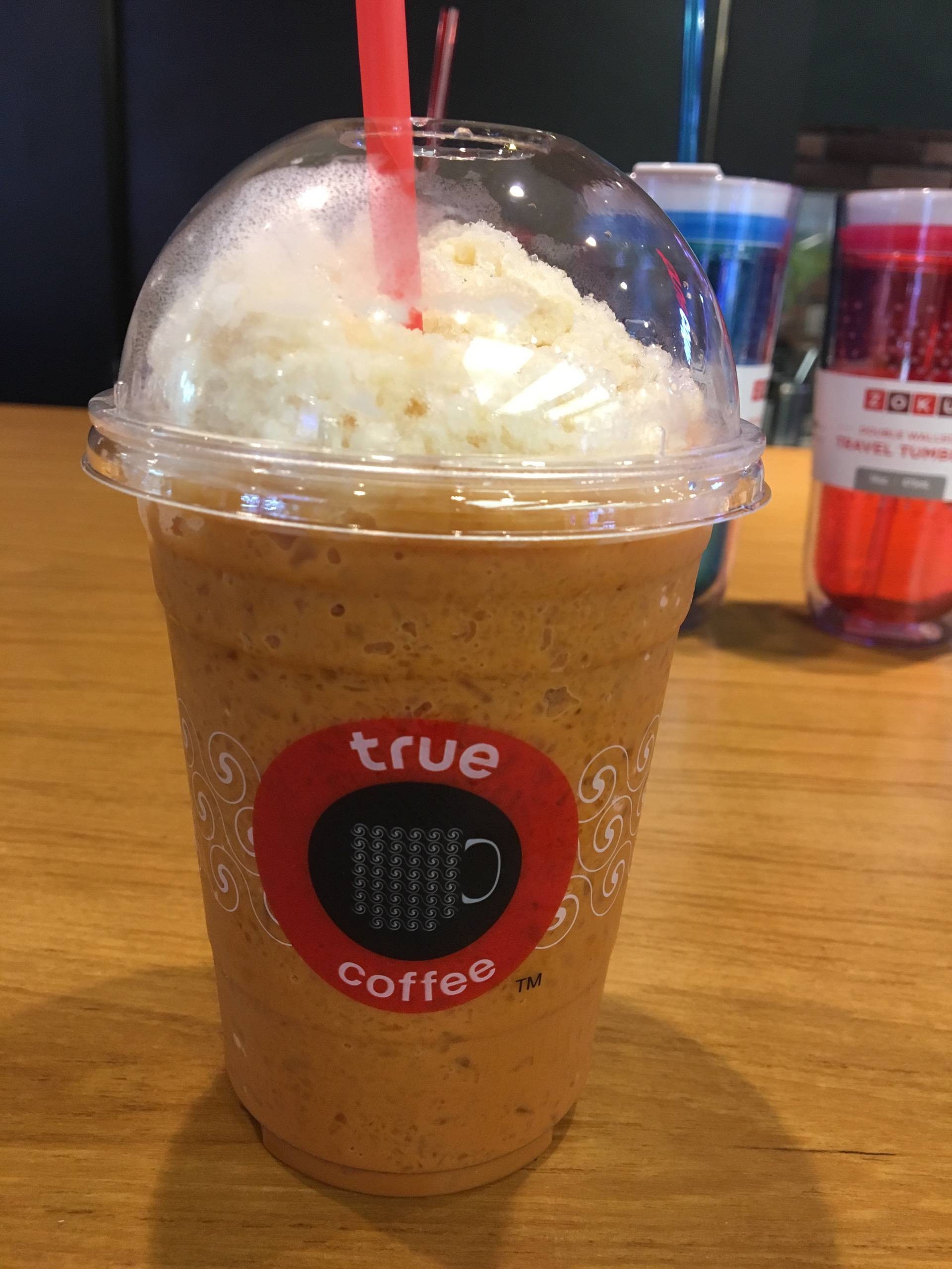 รีวิว True Coffee เดอะมอลล์ บางกะปิ - หาที่นั่ง คนไม่เยอะ
