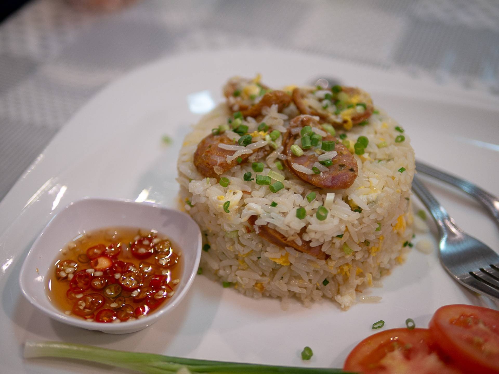 รีวิว Chef Plus Cafe'&Bistro - มาบุรีรัมย์ครั้งแรก ทางคณะเราได้จองร้านนี้ใว้ เมนูโรตีผักขมอร่อย😋 ...