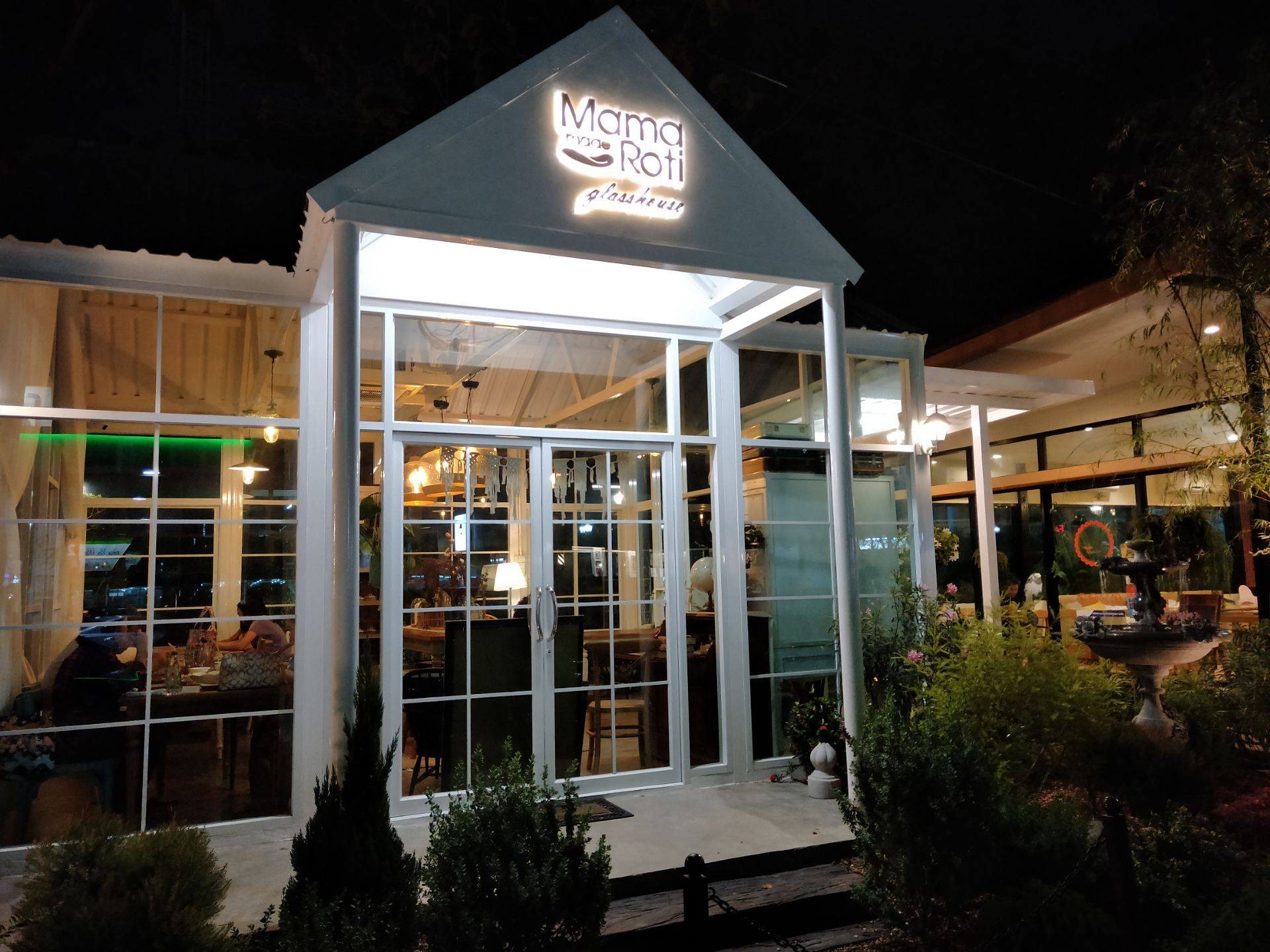 รูป Mama made Roti by Kahava Cafe ปั๊มบางจาก เย็นอากาศ