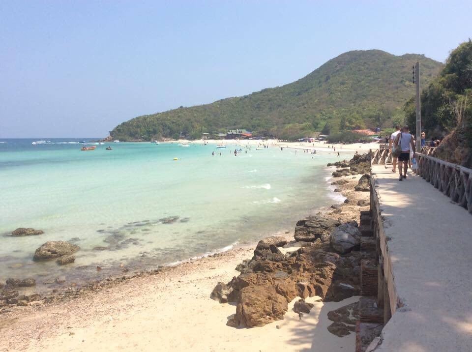 รูป หาดเทียน เกาะล้าน