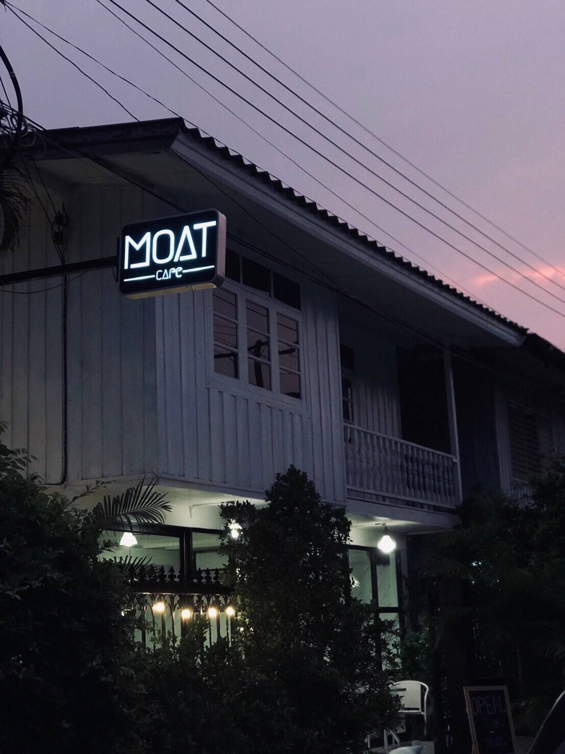 รีวิว Moat Cafe - MOAT CAFE ร้านแถวคูเมือง