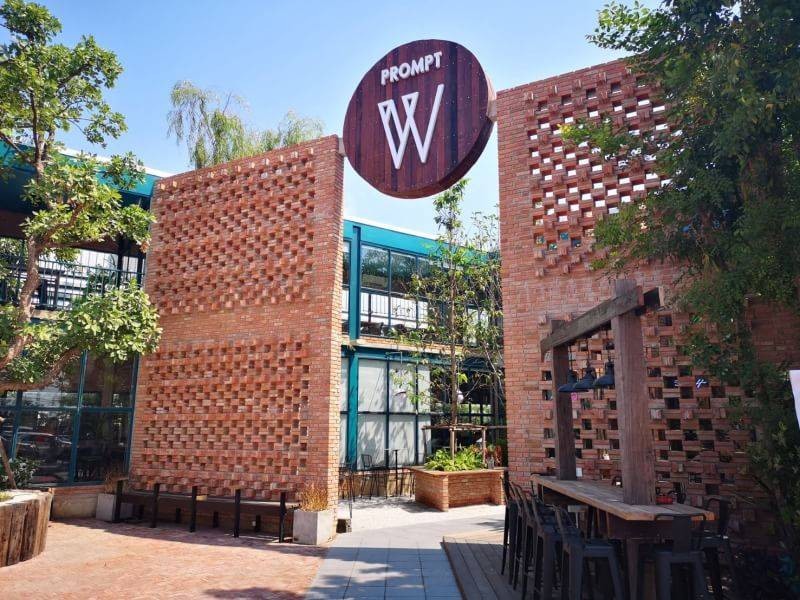 รีวิว Prompt Cafe - ร้านกาแฟอยู่ในปั้มคราวเทค