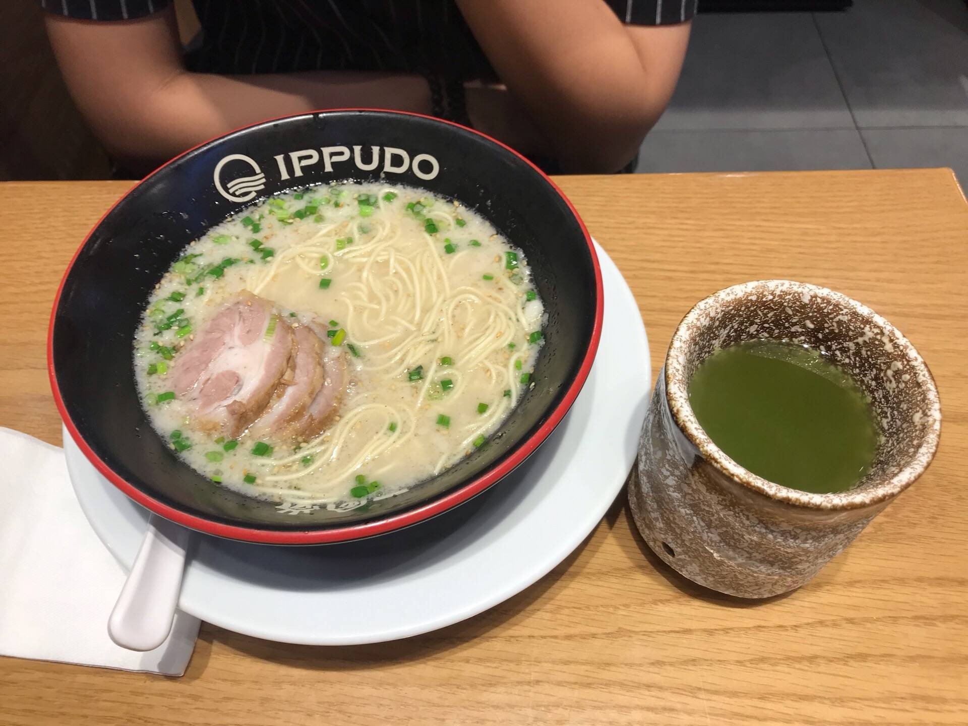 รีวิว Ramen Ippudo Central Rama 9 - Zero Ramen เส้นเหนียวนุ่ม น้ำซุปร้อน มีความเค็มสไตน์ ราเมนส์ ...