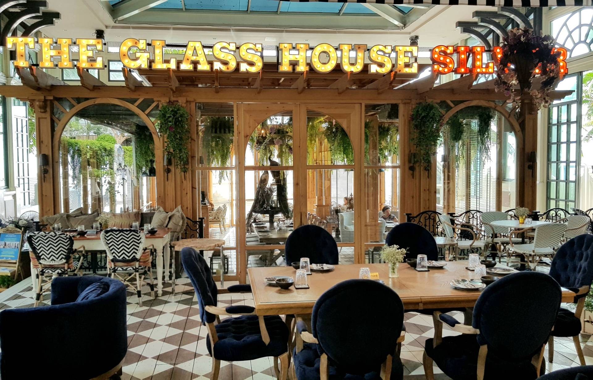 รูป The Glass House Silver พัทยา