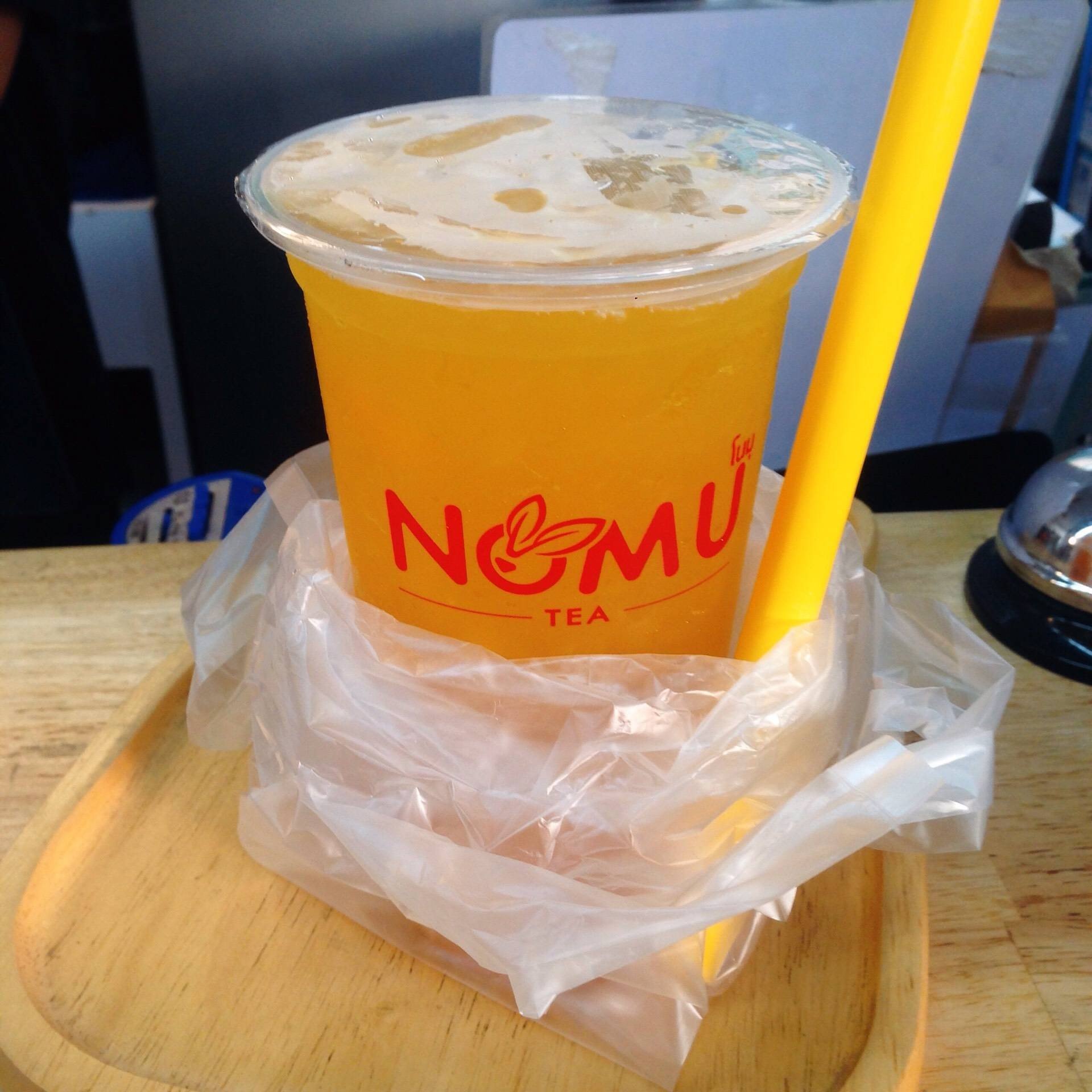 รีวิว โนมุ ที คาเฟ่ (Nomu Tea Cafe’) อนุสารีย์ชัย เกาะดินแดง - ไข่มุกคาราเมลอร่อยดี