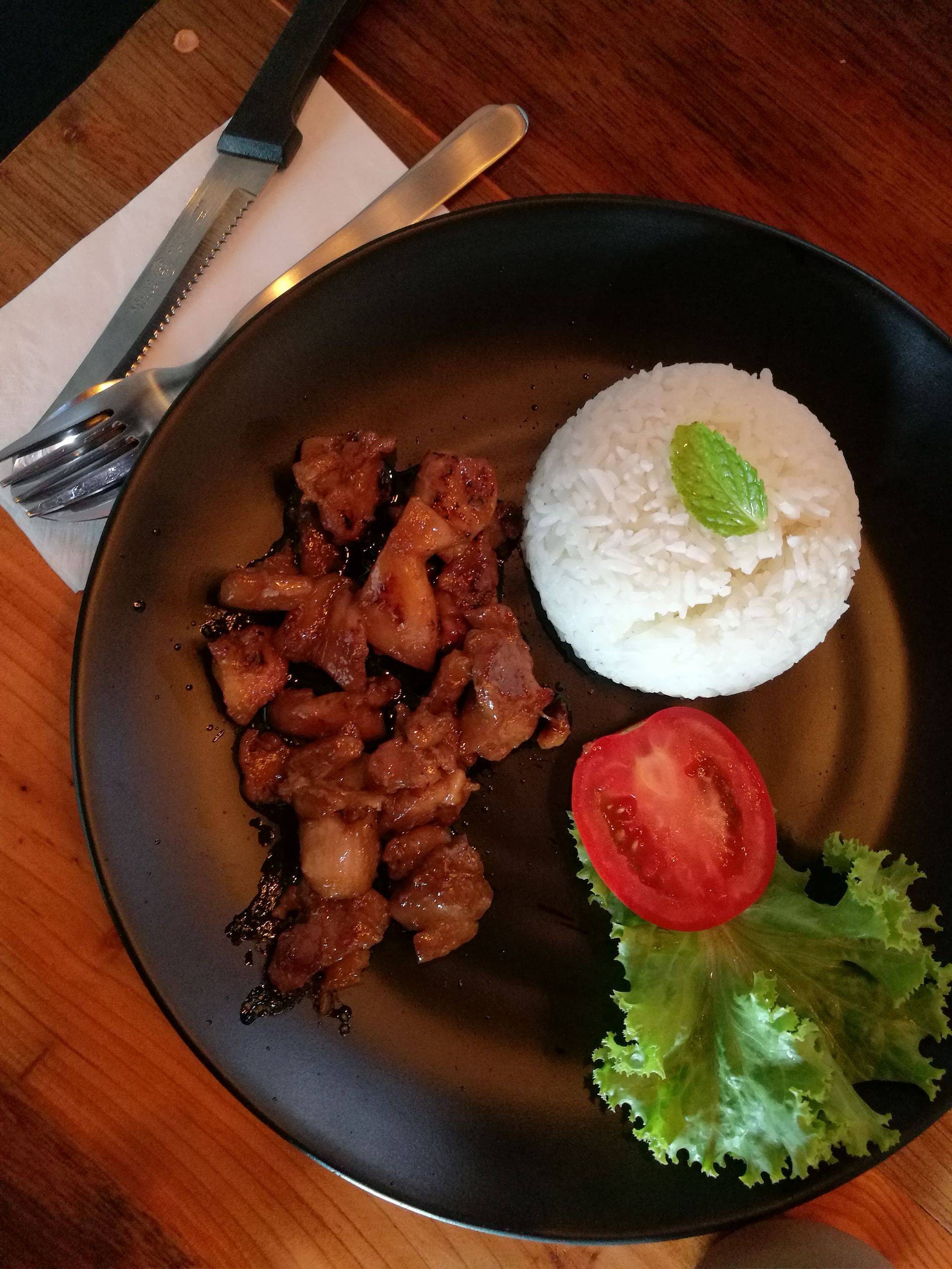 รีวิว 1992 Eaterium - ร้านอาหารเปิดใหม่ในย่านท่าน้ำนนท์ บริการเป็นกันเอง