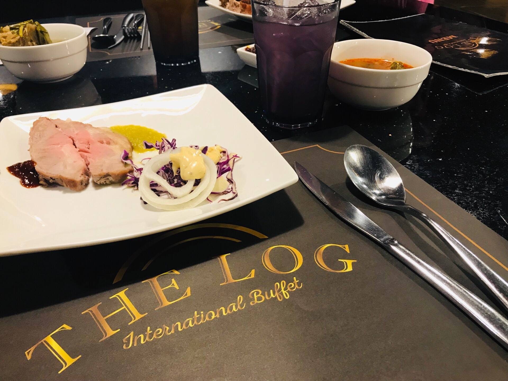 รีวิว The Log International Buffet - 2 ราคา 599++ และ 799++ มีชาร์จอื่น ...