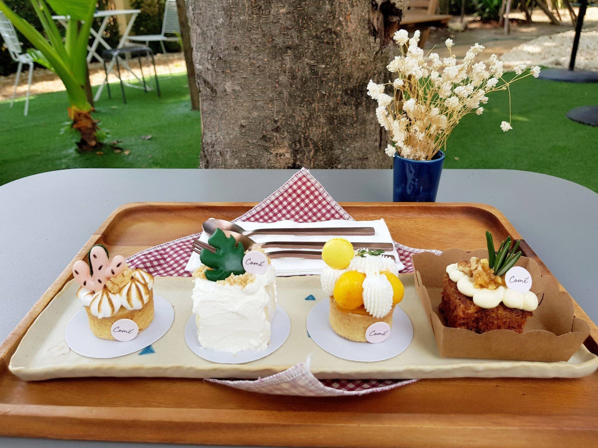 รีวิว Come Escape Cafe Come escape cafe - หลากหลายเมนูเค้กไซส์มินิ ...