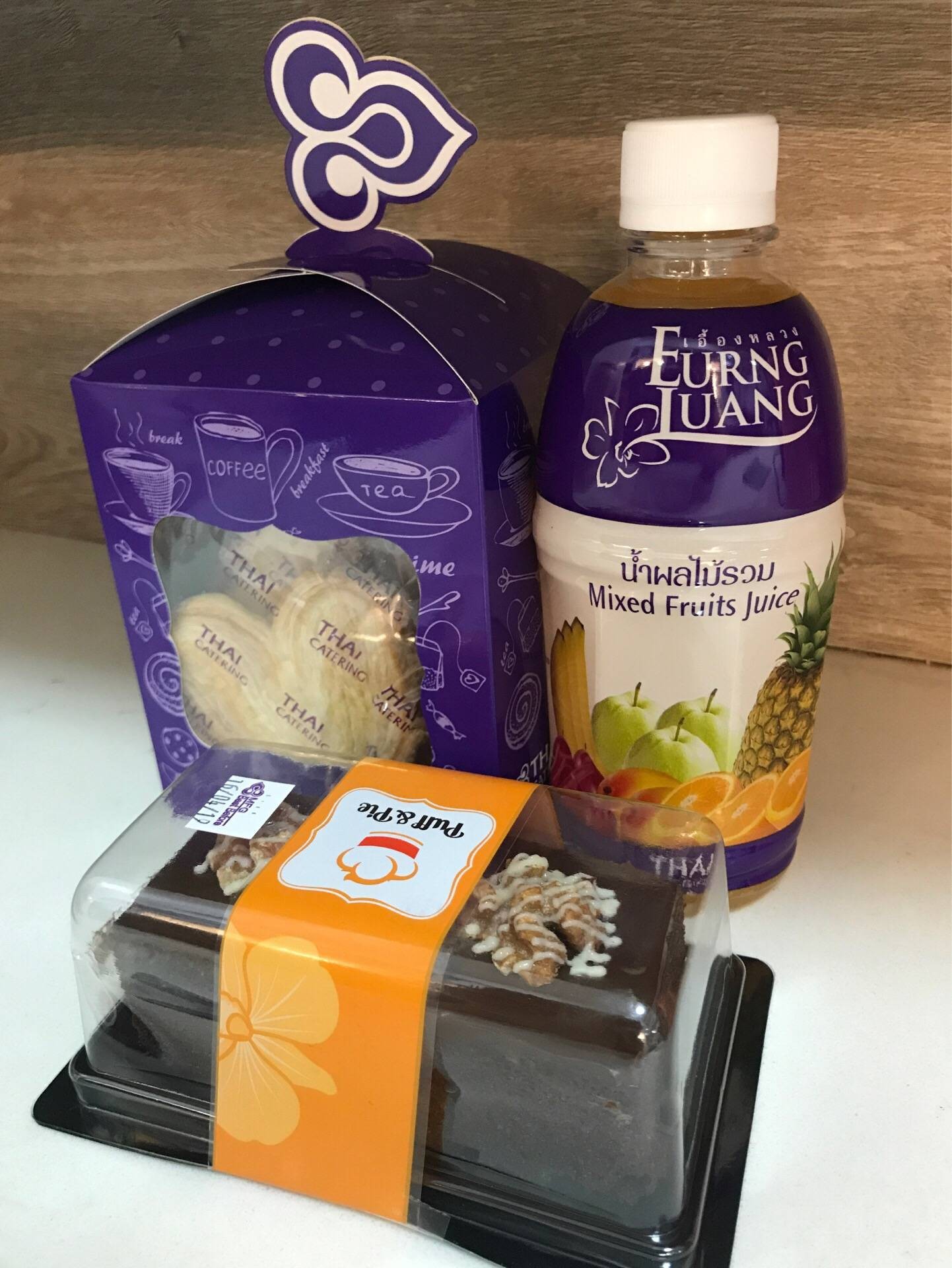 รีวิว Puff & Pie อนุสาวรีย์ชัยฯ - ขนมอร่อยๆจากครัวการบินไทย สาขานี้ขนม ...