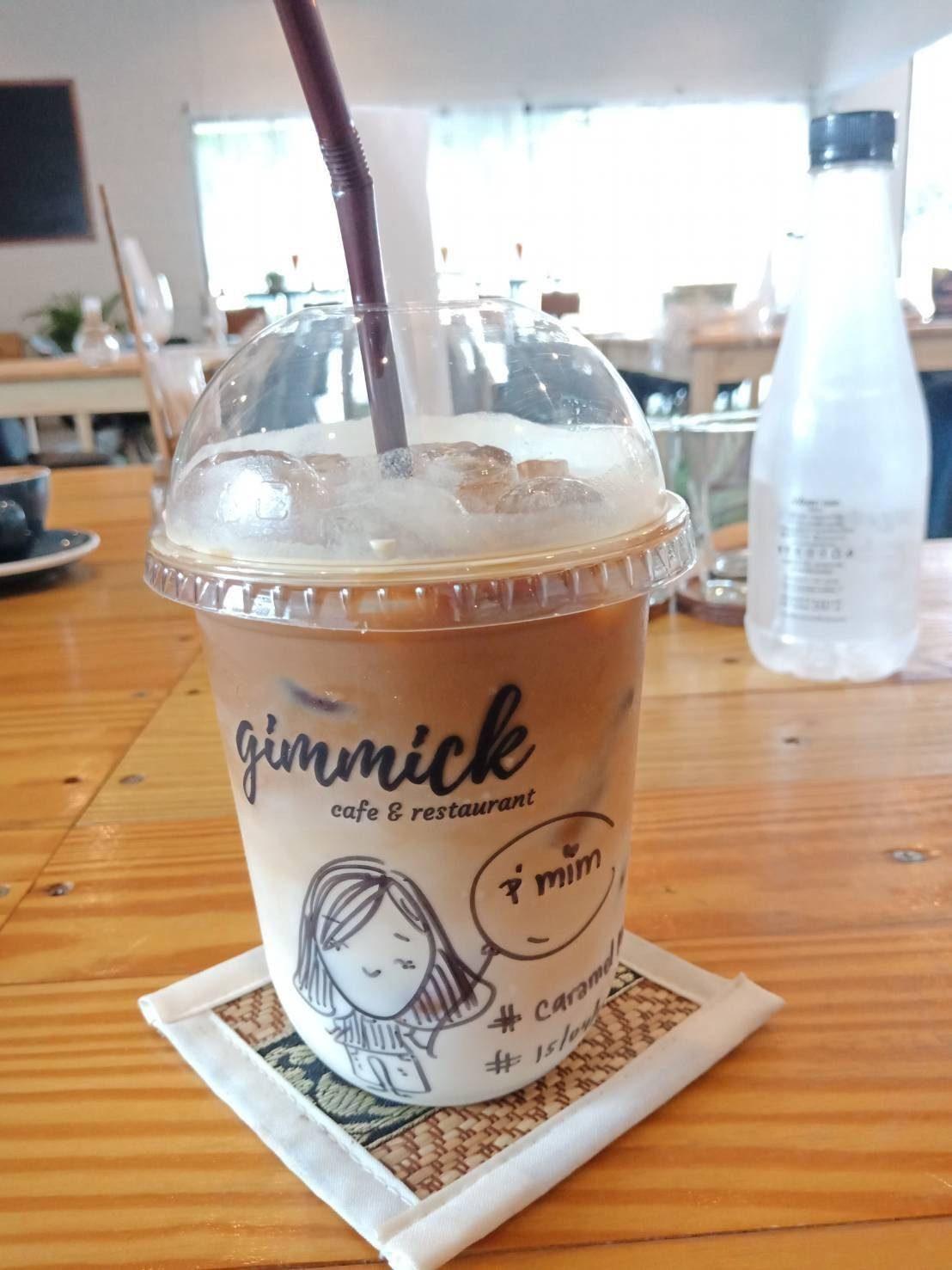 รีวิว Gimmick Cafe & Restaurant gimmickcaferestaurant - กาแฟสุดน่ารัก ...