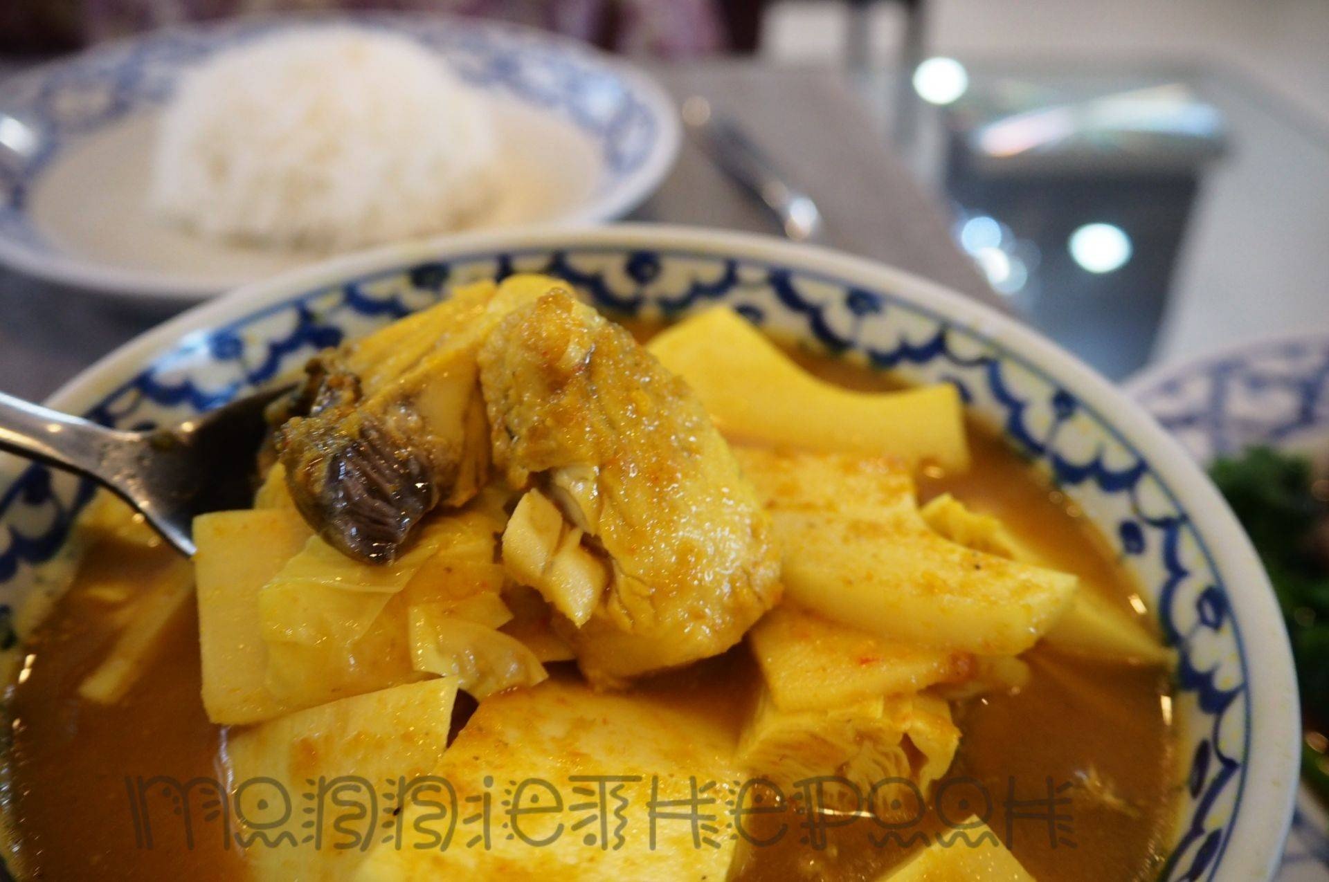 แกงเหลืองปลากะพงยอดมะพร้าว • อร่อย ร้าน ใจดี Shrimp วัชรพล