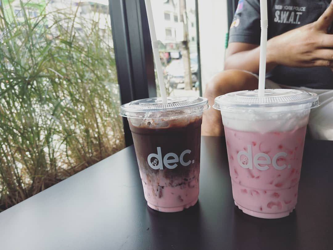รีวิว December dec. Cafe' (คาเฟ่เด๊กซ์) - ร้านแนวๆ ในตัวเมืองจันทบุรี