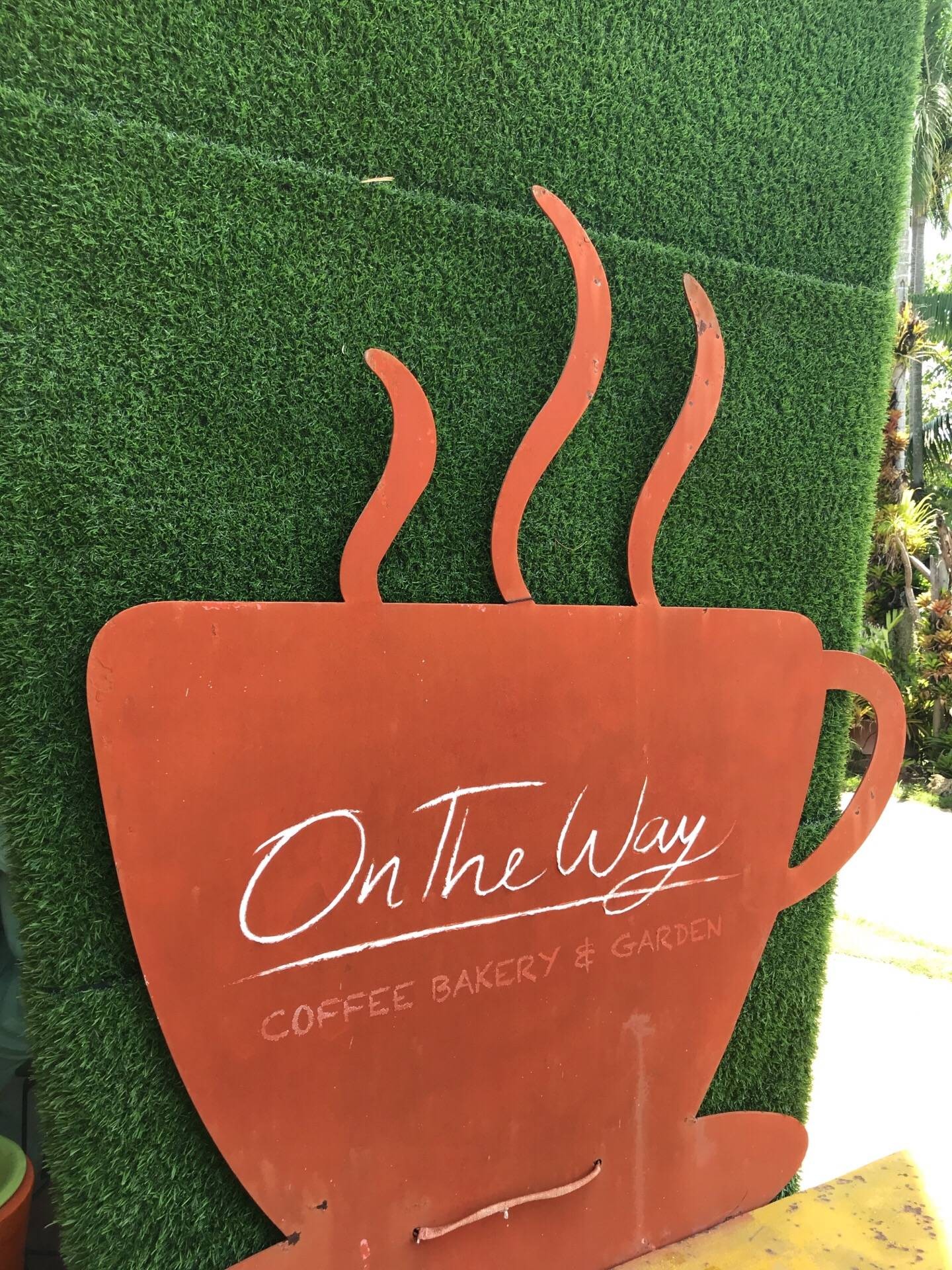 รีวิว On The Way Coffee - 🥤ร้านกาแฟ On the way ชื่อเก๋ไก๋🥤 - Wongnai