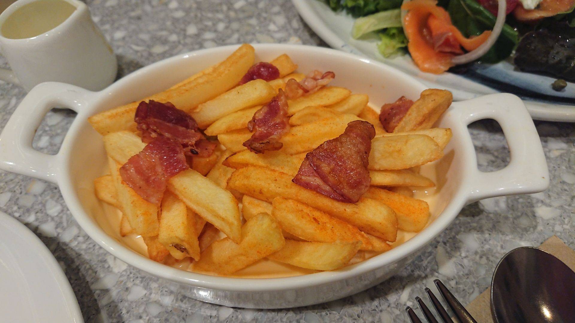 รีวิว LET'S EAT Deliciously - really nice for value