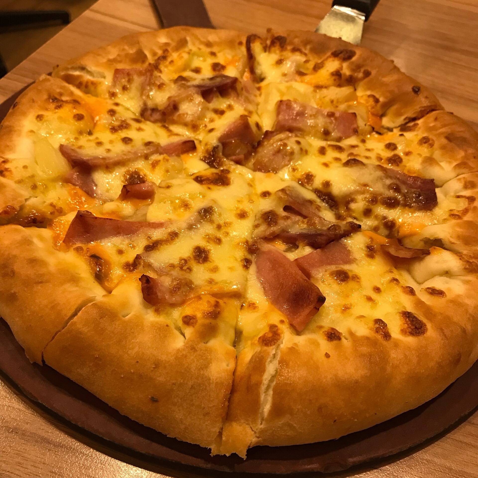 รีวิว Pizza Hut สีลม - Cheeze lover pizza>> Combo Set