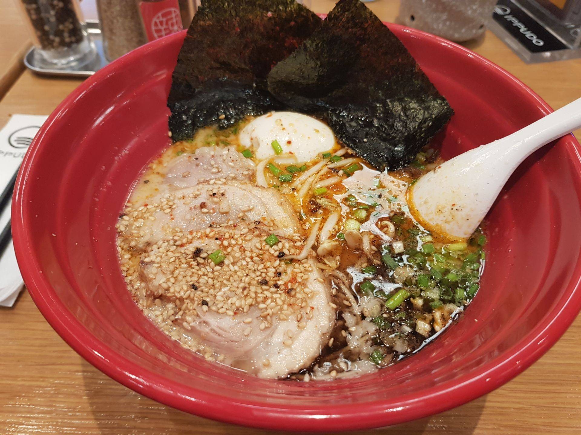 รีวิว Ramen Ippudo เซ็นทรัล เฟสติวัล อีสต์วิลล์ - ร้านราเมน อิปปุโดะ ครั้งแรก