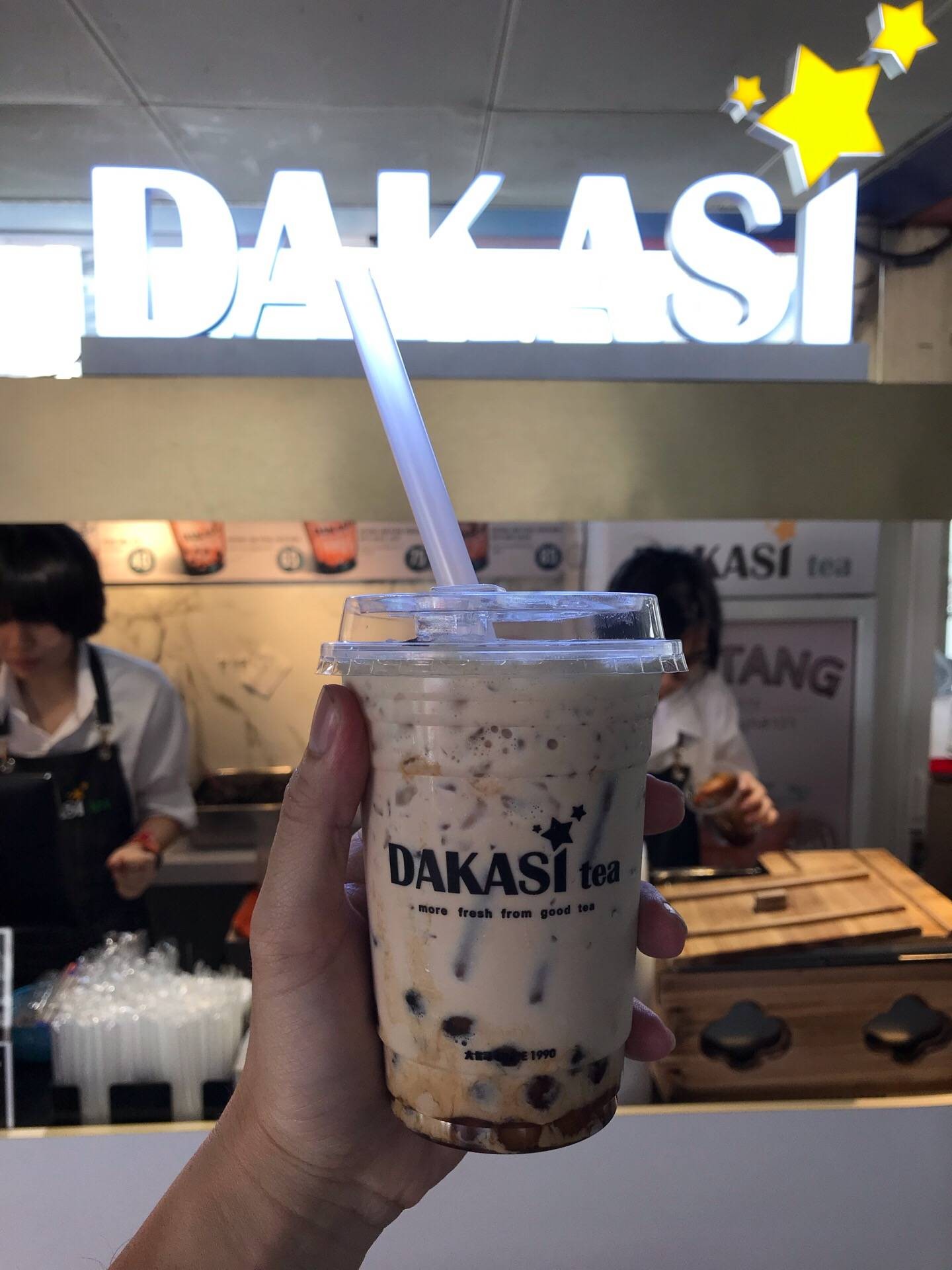 รีวิว Dakasi Tea จามจุรีสแควร์ - ชานมไข่มุกรสชาติมิลค์กี้ชัดเจน