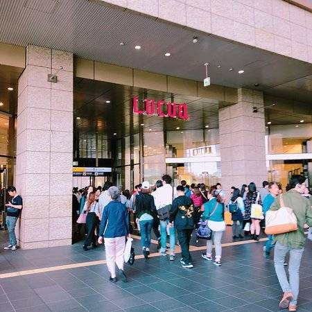 LUCUA OSAKA - รีวิวสถานที่ท่องเที่ยว - Wongnai