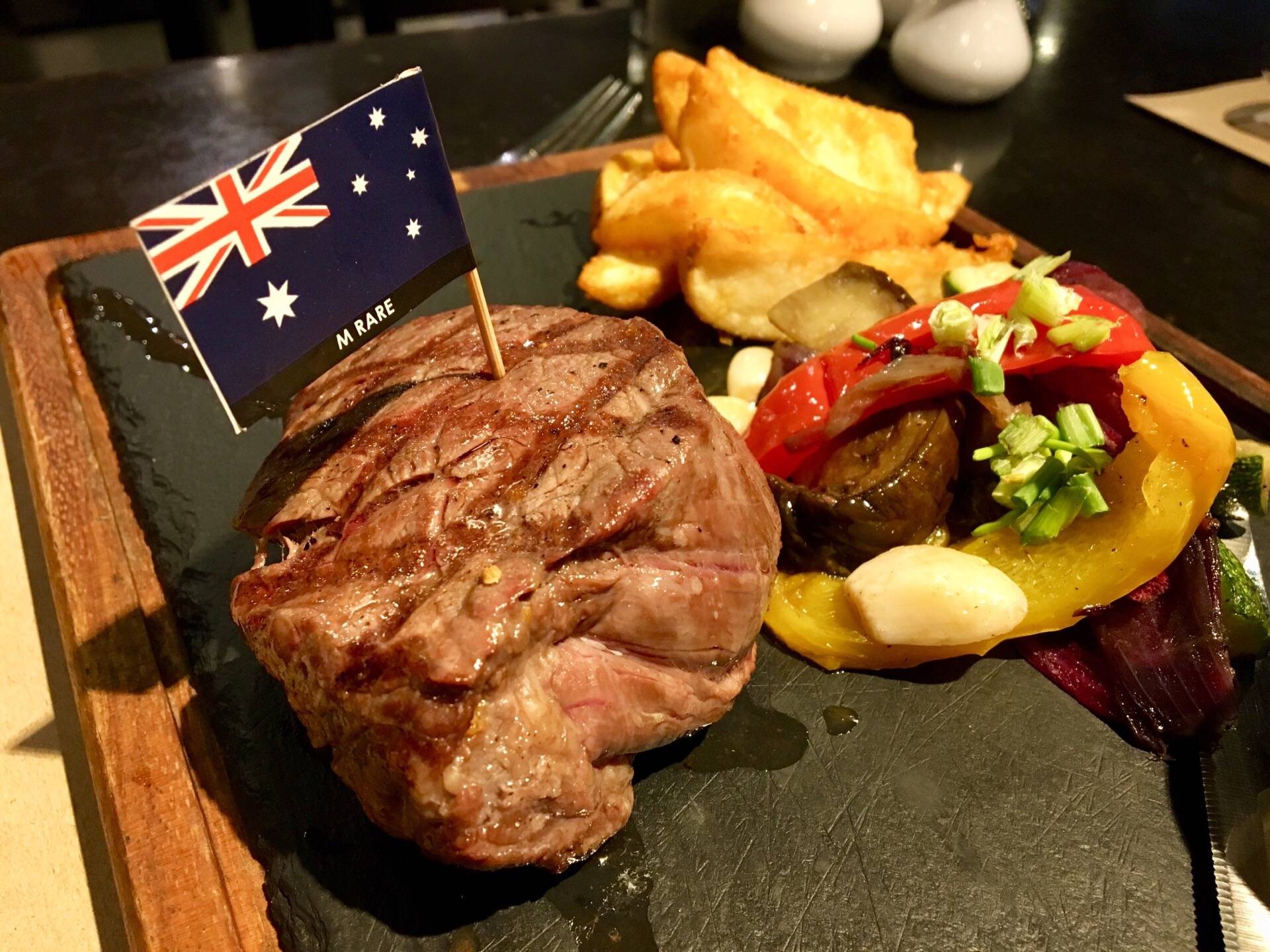 รีวิว Wine Connection Silom Complex - Australian Tenderloin รสเข้มข้น