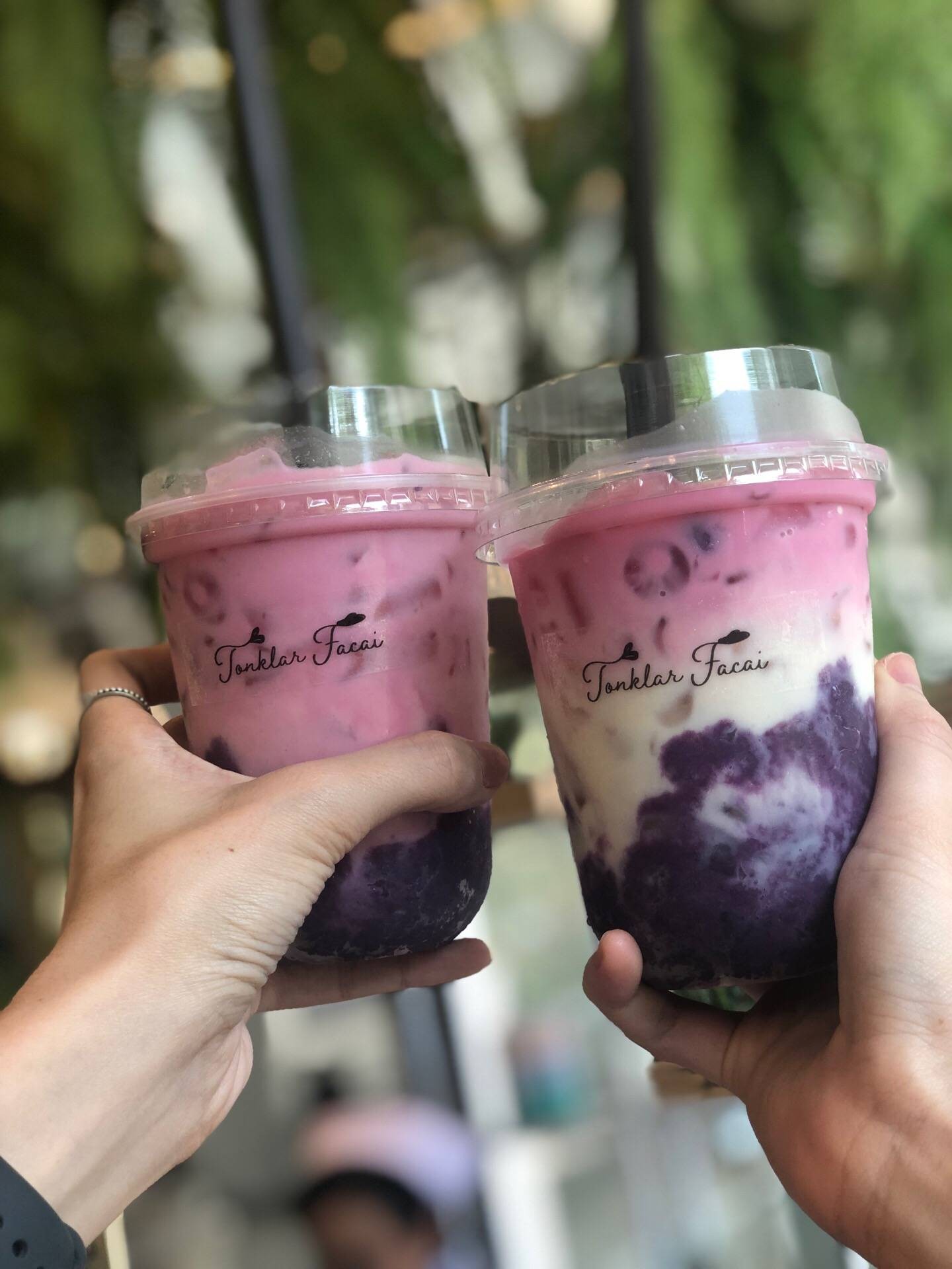 รีวิว ต้นกล้า ฟ้าใส (Tonklar Facai) หนองแขม - นมสดไข่มุกมันม่วง 1 แถม 1