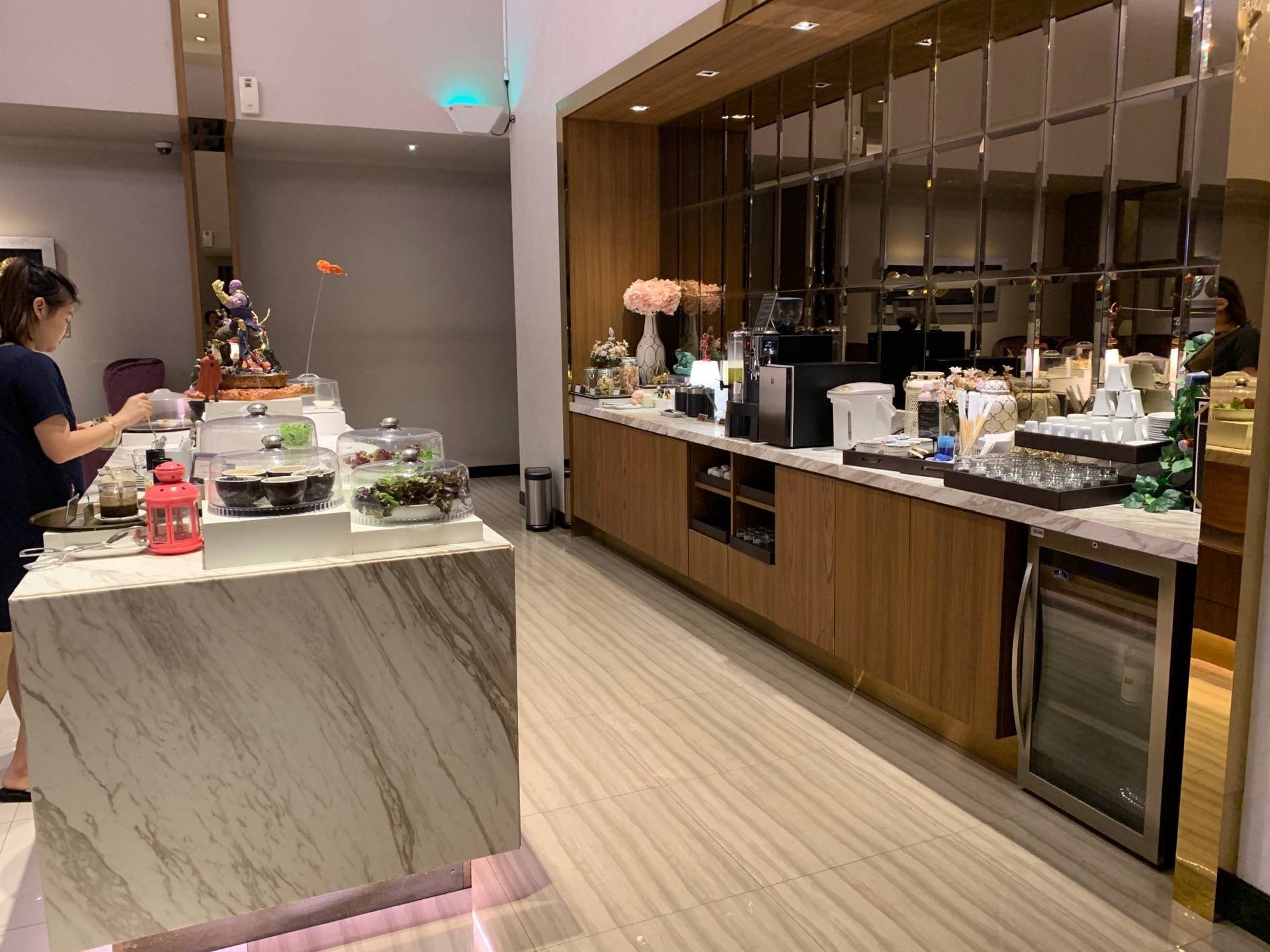รูป First Class SFX Cinema The Crystal