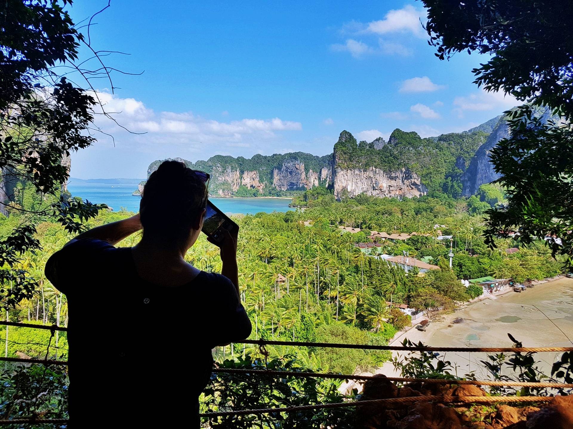 รูป จุดชมวิวหาดไร่เลย์(Railay View Point)