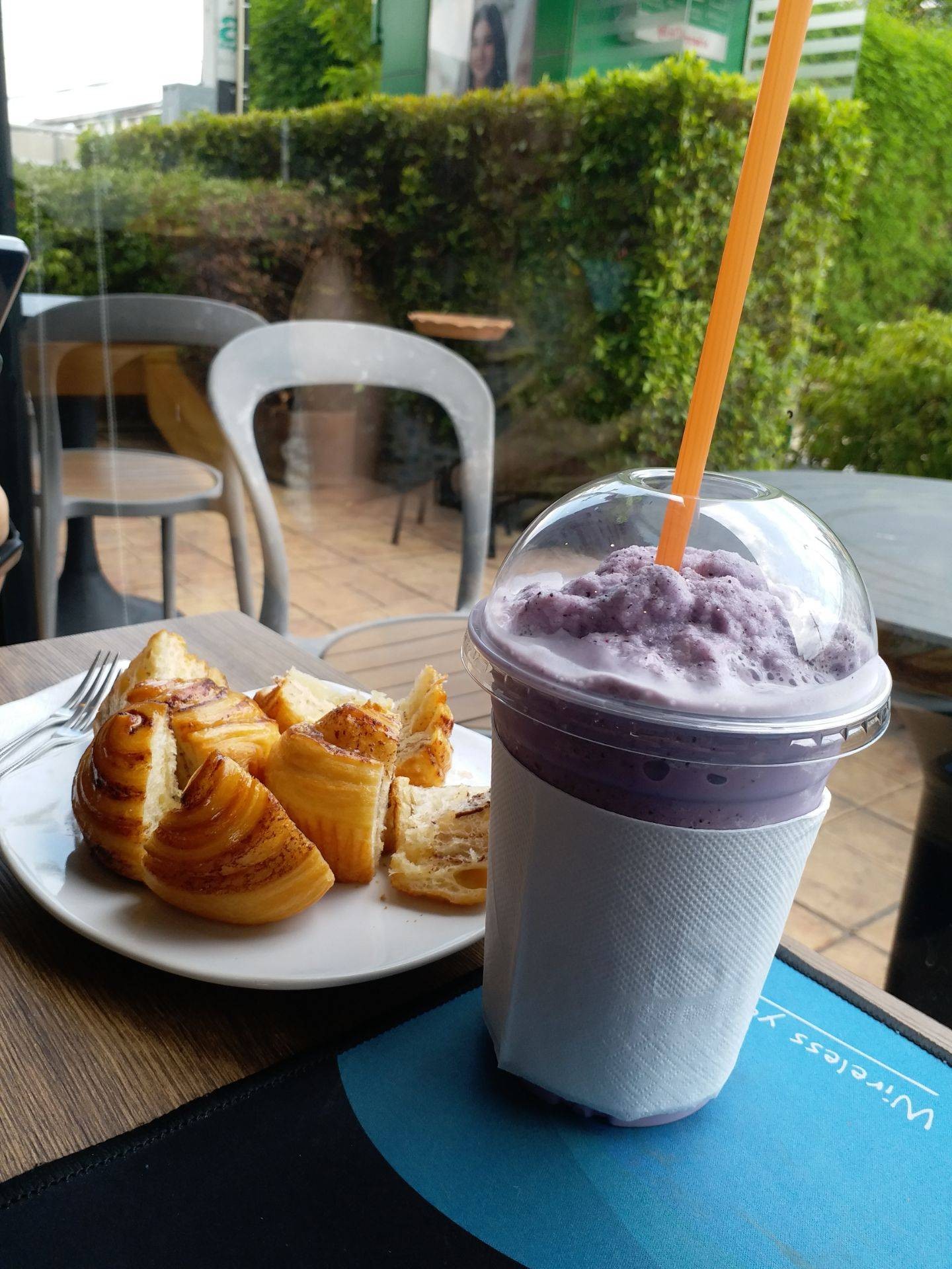 รีวิว D’oro Coffee ESSO คลอง 6 (Franchise) - จะมานั่งชิวๆ ทานสมูทตี้ ...