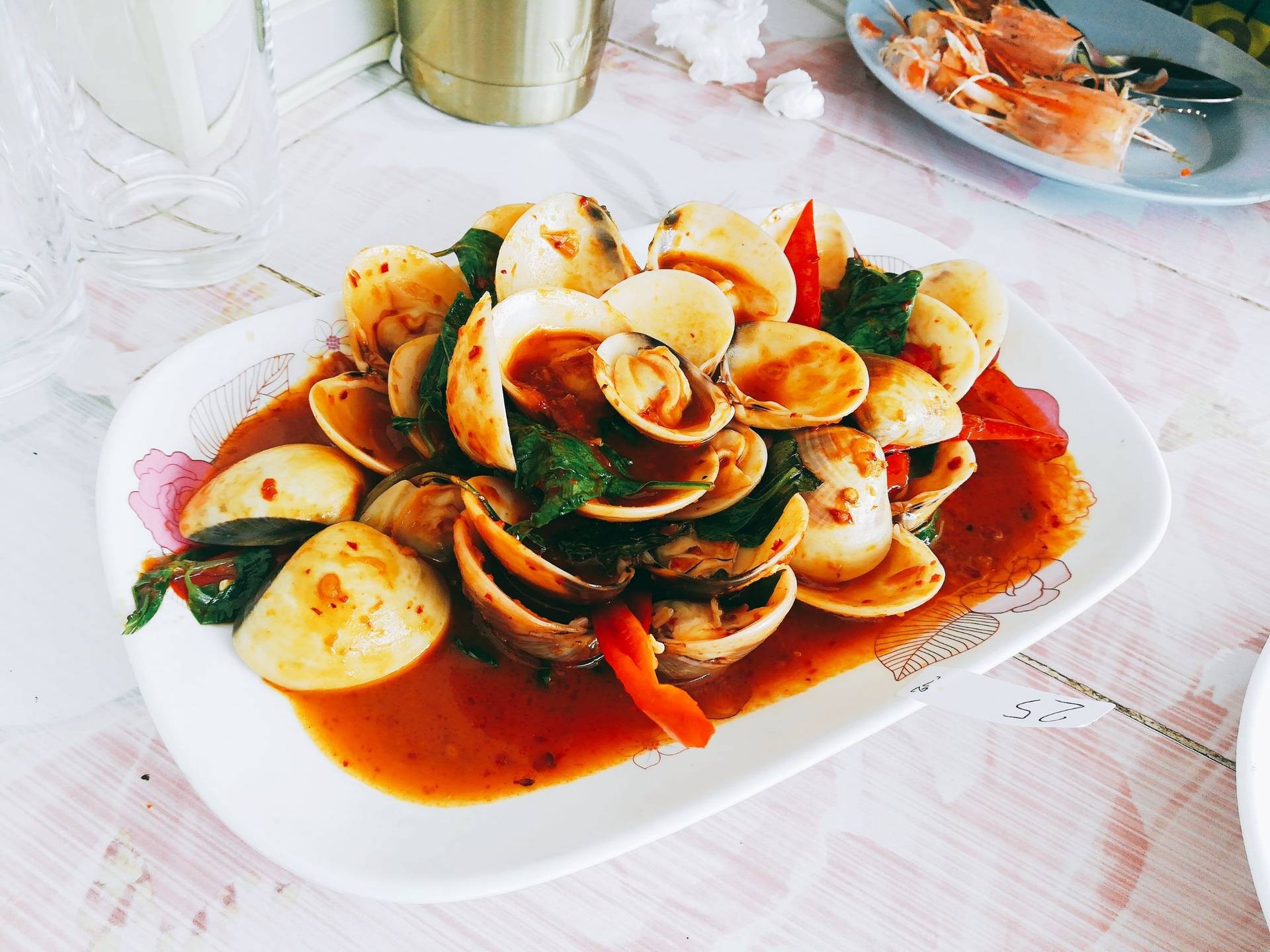 หอยตลับผัดพริกเผา ร้าน ครัวป้ายืนซีฟู้ด - Wongnai