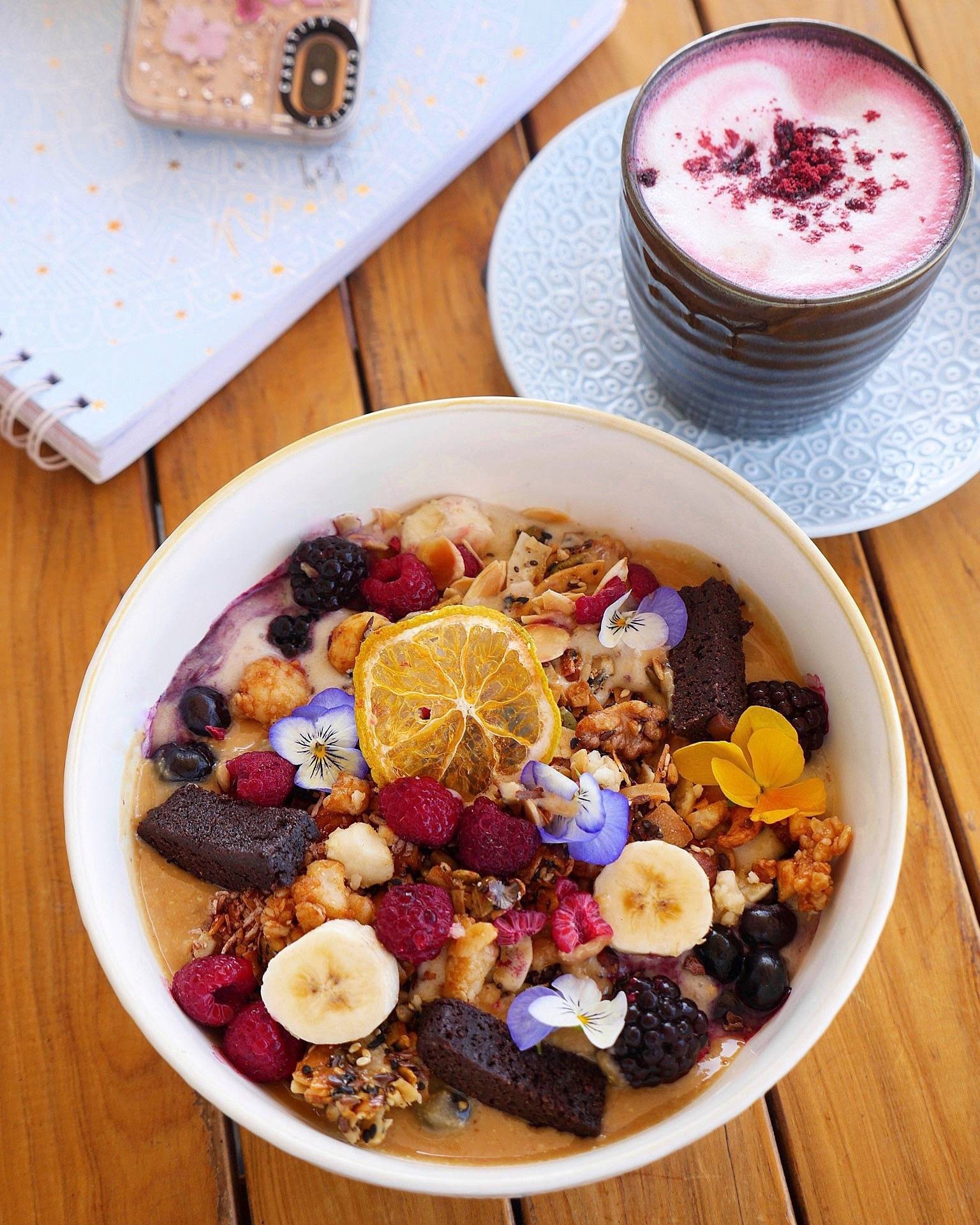 รีวิว Particle Cafe - Beautiful, tasty smoothie bowl! Just amazing!