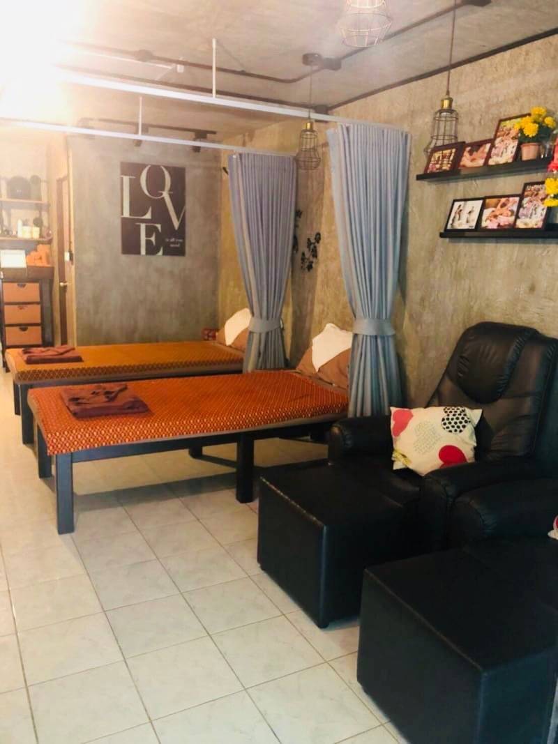 ร้าน @WaRa Thai Massage & Spa