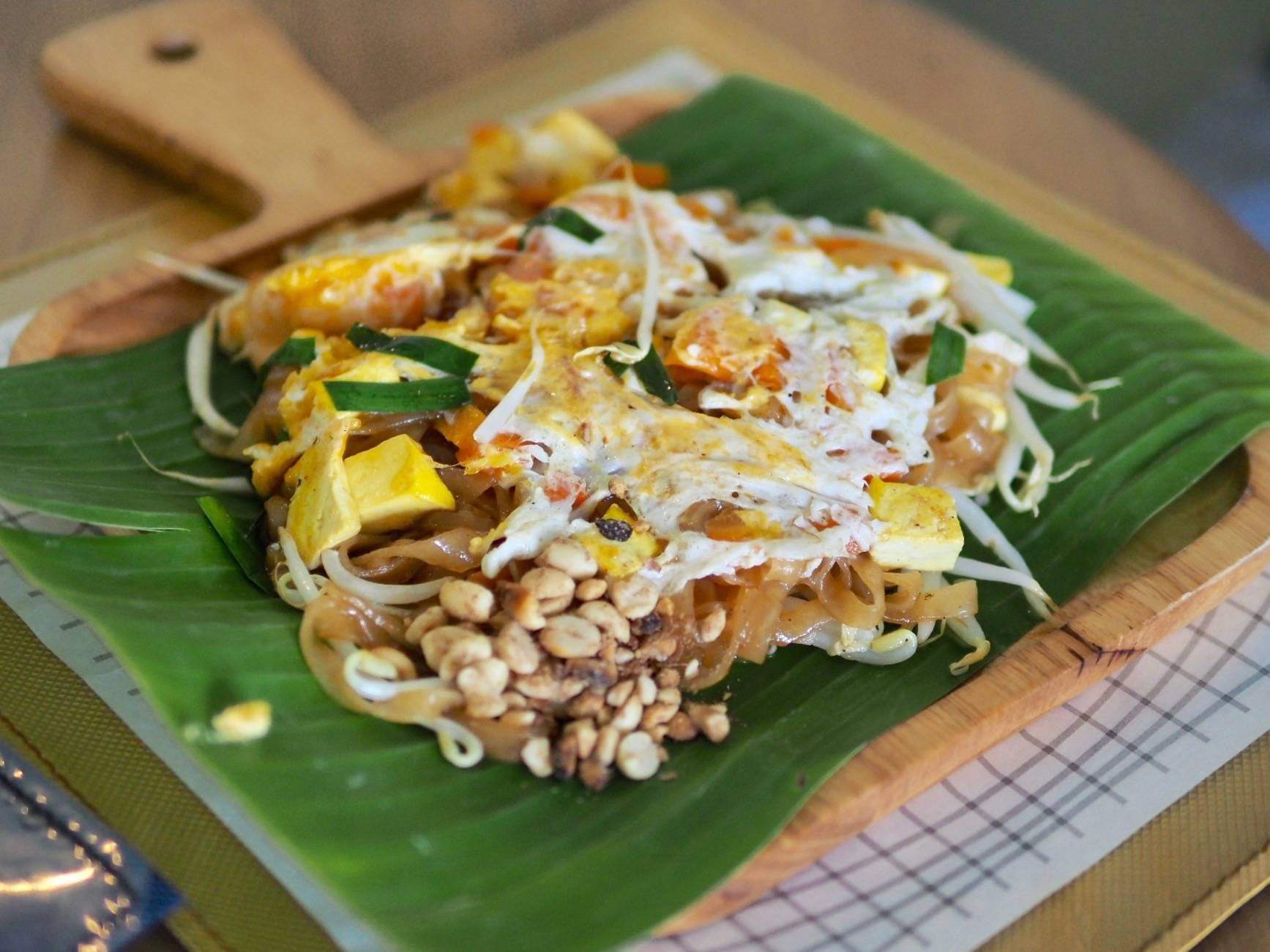รีวิว Goodjob Cafe'@Thatian - คาเฟ่ย่านท่าเตียนที่เต็มไปด้วยลูกค้าชาว ...