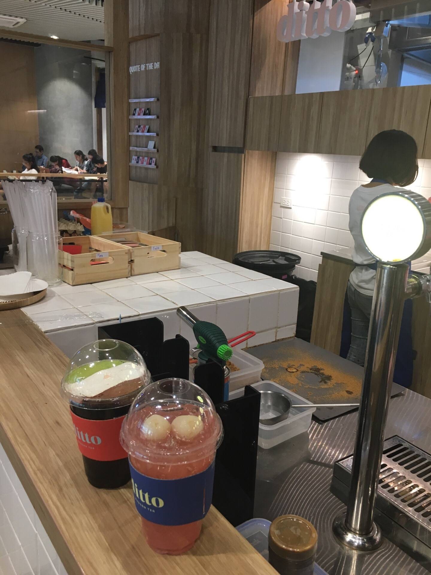 รีวิว Ditto Modern Tea 101 The Third Place - น้องน่ารักกกกก 🐷🐽