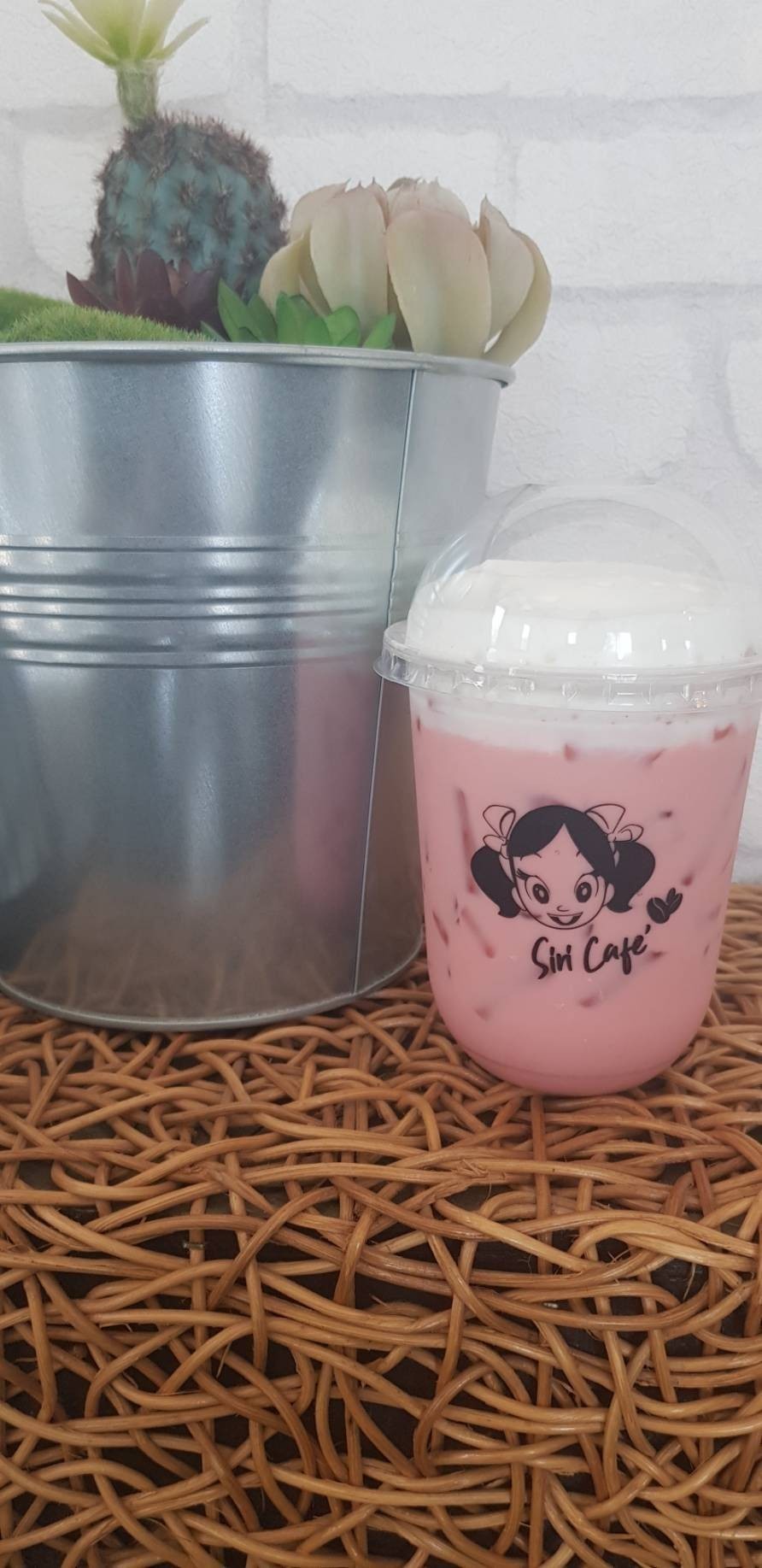 รีวิว Siri Cafe - ร้านกาแฟชิคๆ ใกล้กรุงเทพฯ