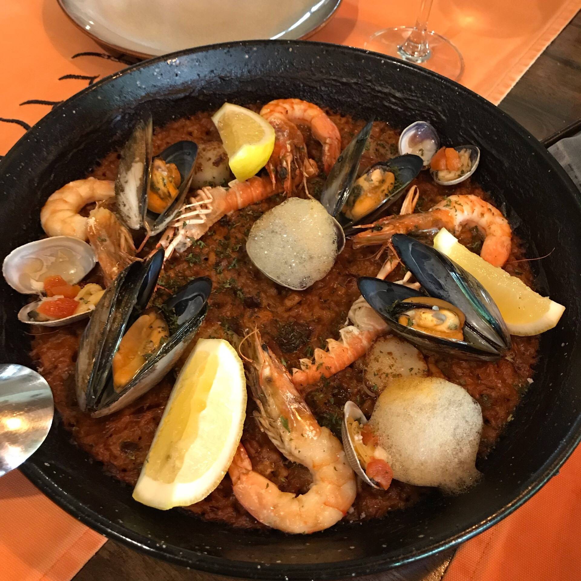 รีวิว ARROZ Spanish Rice House - Tapas ที่อร่อยมากในกรุงเทพ