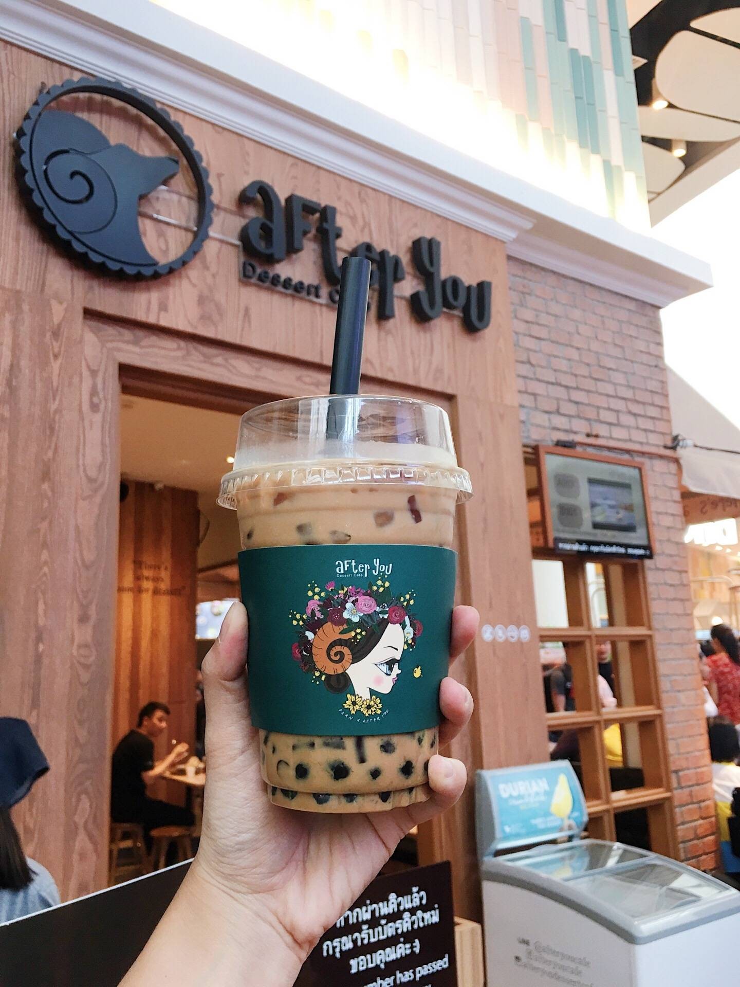 รีวิว After You Dessert Café เซ็นทรัลเวิลด์ - Boba hong kong milk tea🌈