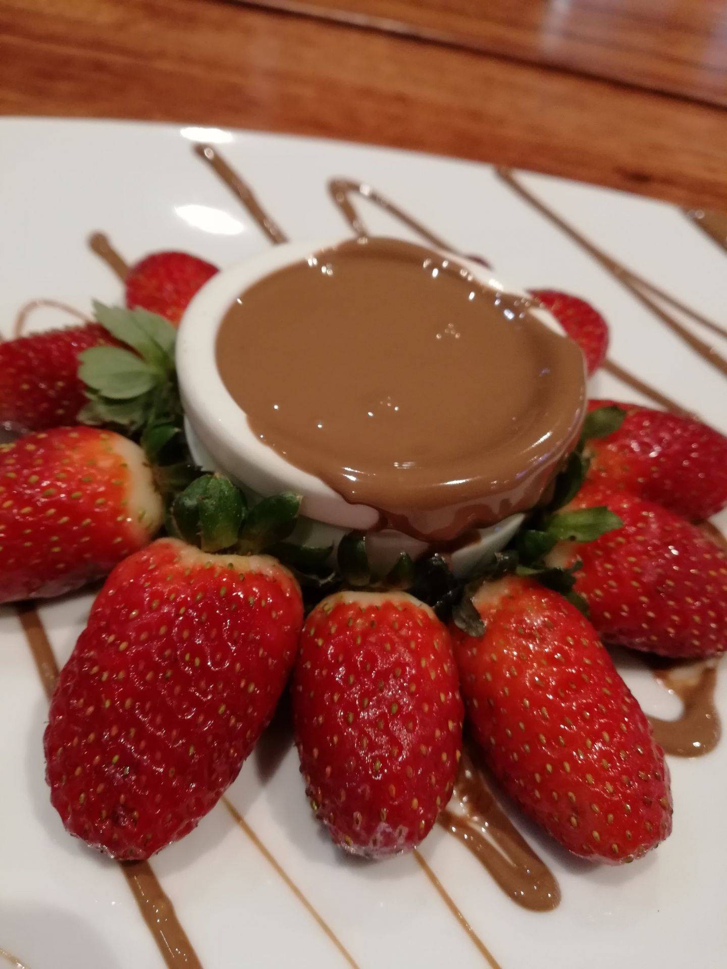 รีวิว Max Brenner Australia Fair - Chocolate Strawberry Dip รสชาติเข้มข้น