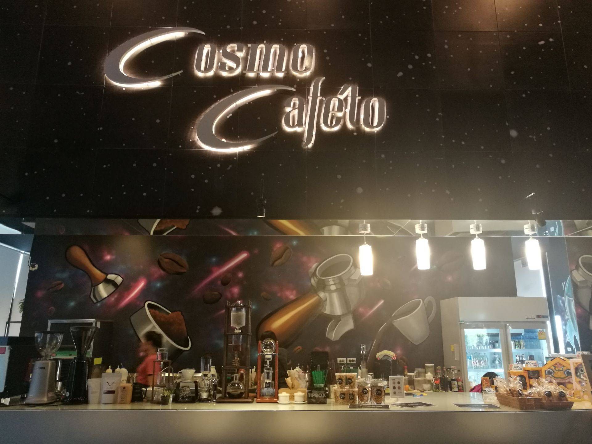 รีวิว Cosmo Cafe'to Cafe - คาเฟ่อวกาศ นั่ง จิบชา-กาแฟ สบายๆ
