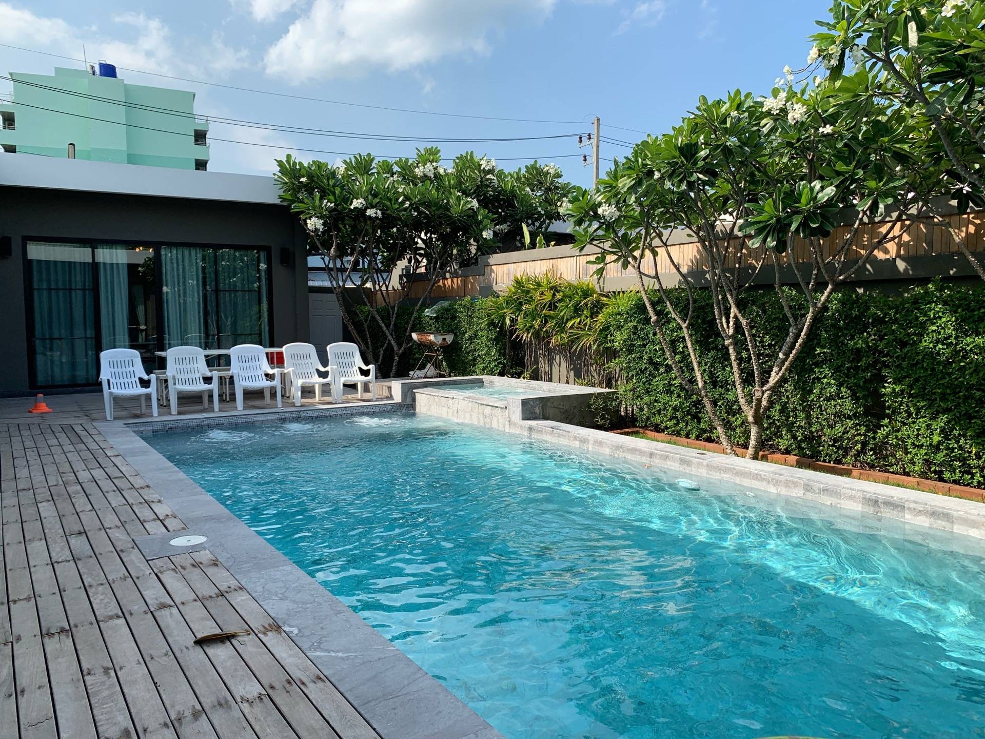 Seahouses Huahin Pool Villa - รีวิวที่พัก