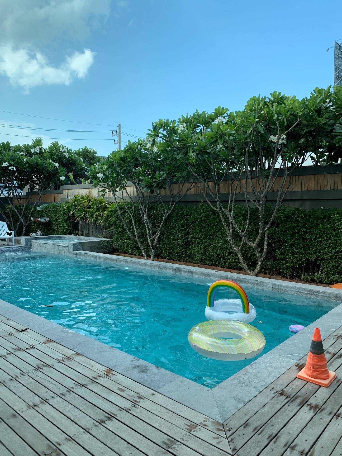 Seahouses Huahin Pool Villa - รีวิวที่พัก