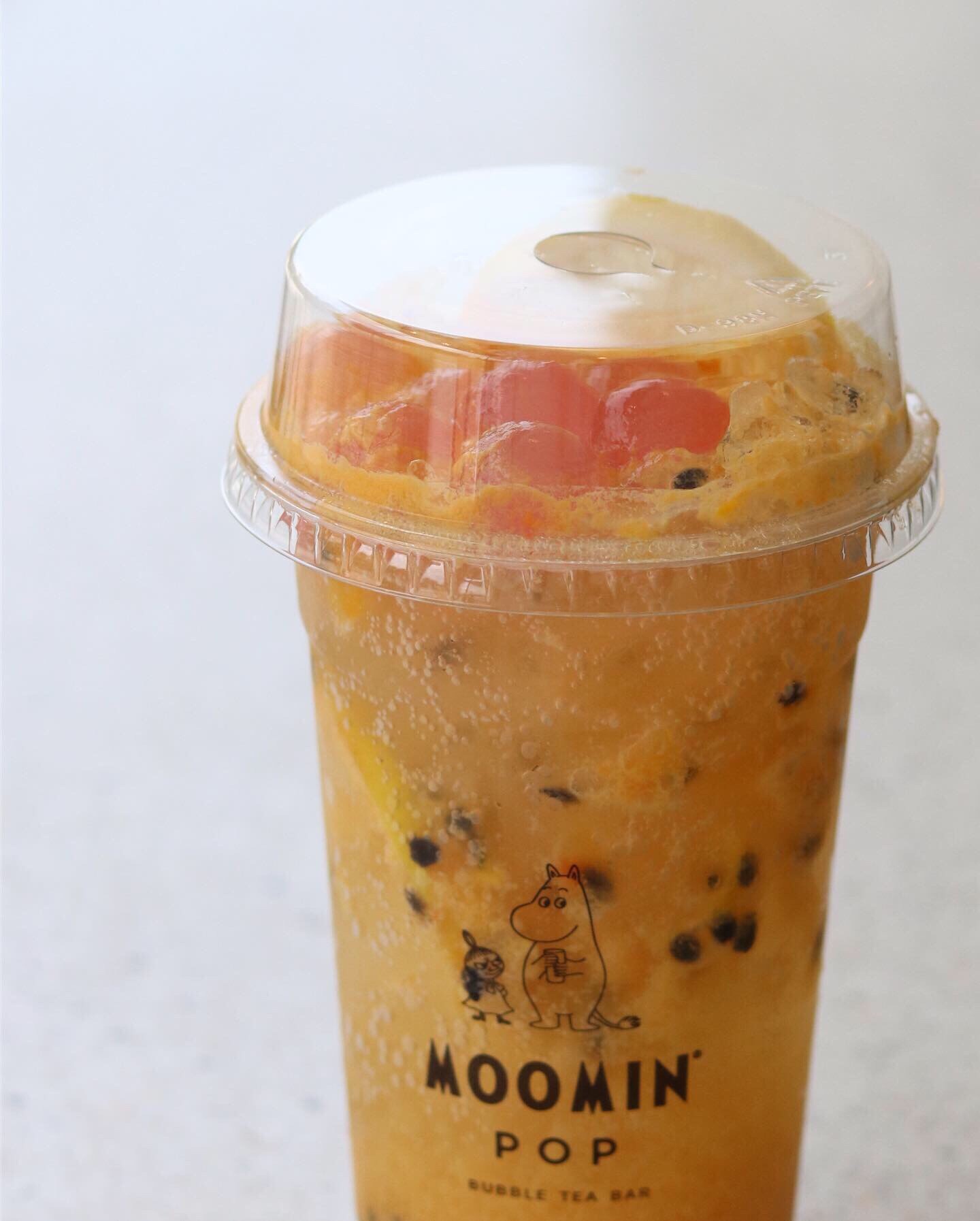 รีวิว Moomin Pop Bubble Tea Bar Thegarden by P Landscape - ร้านชานม ...
