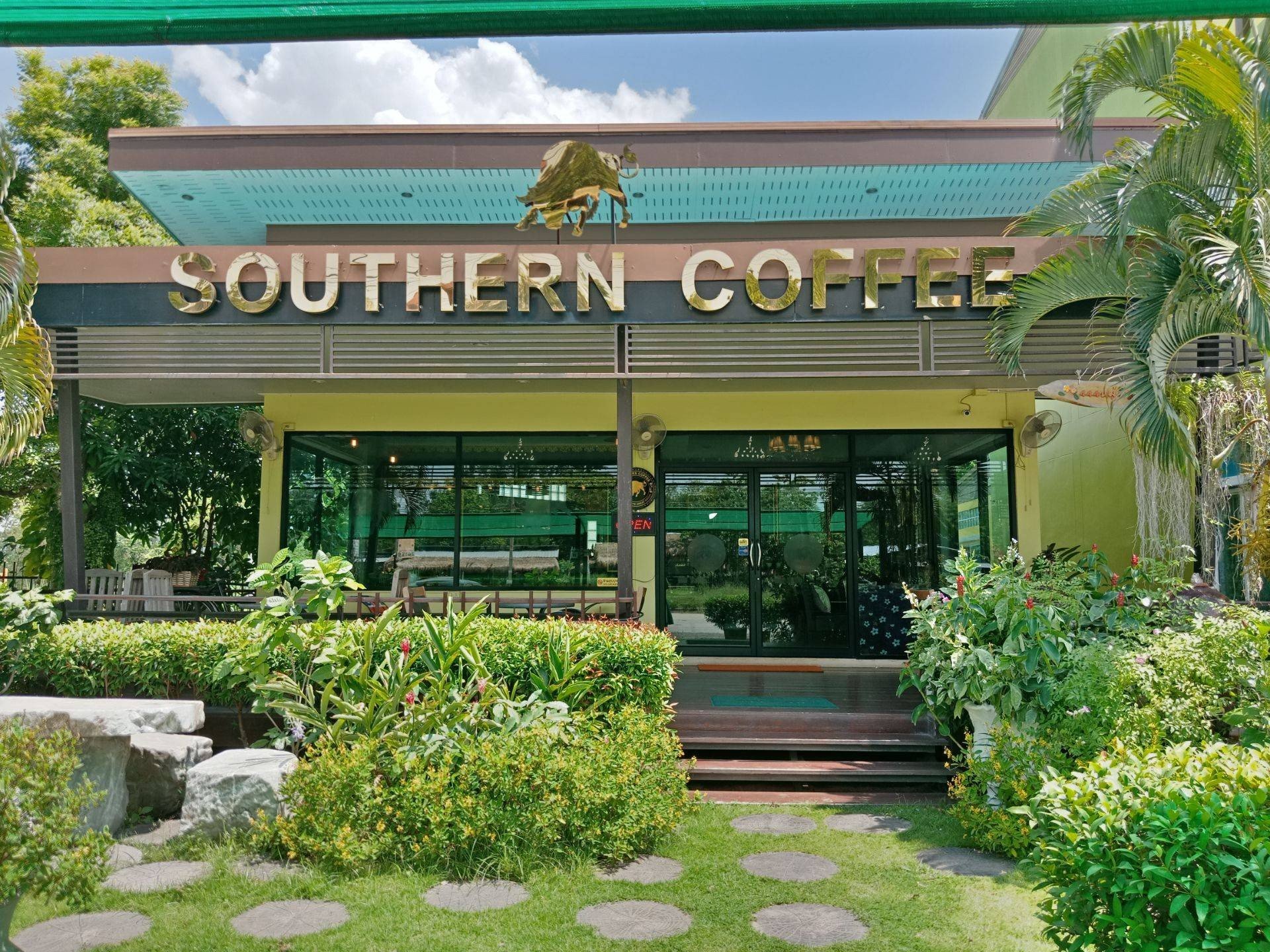 รีวิว Southern Coffee ประตู 2 มทส. ประตู 2 มทส. - ก็โอเคน้า กาแฟใกล้ๆบ้าน
