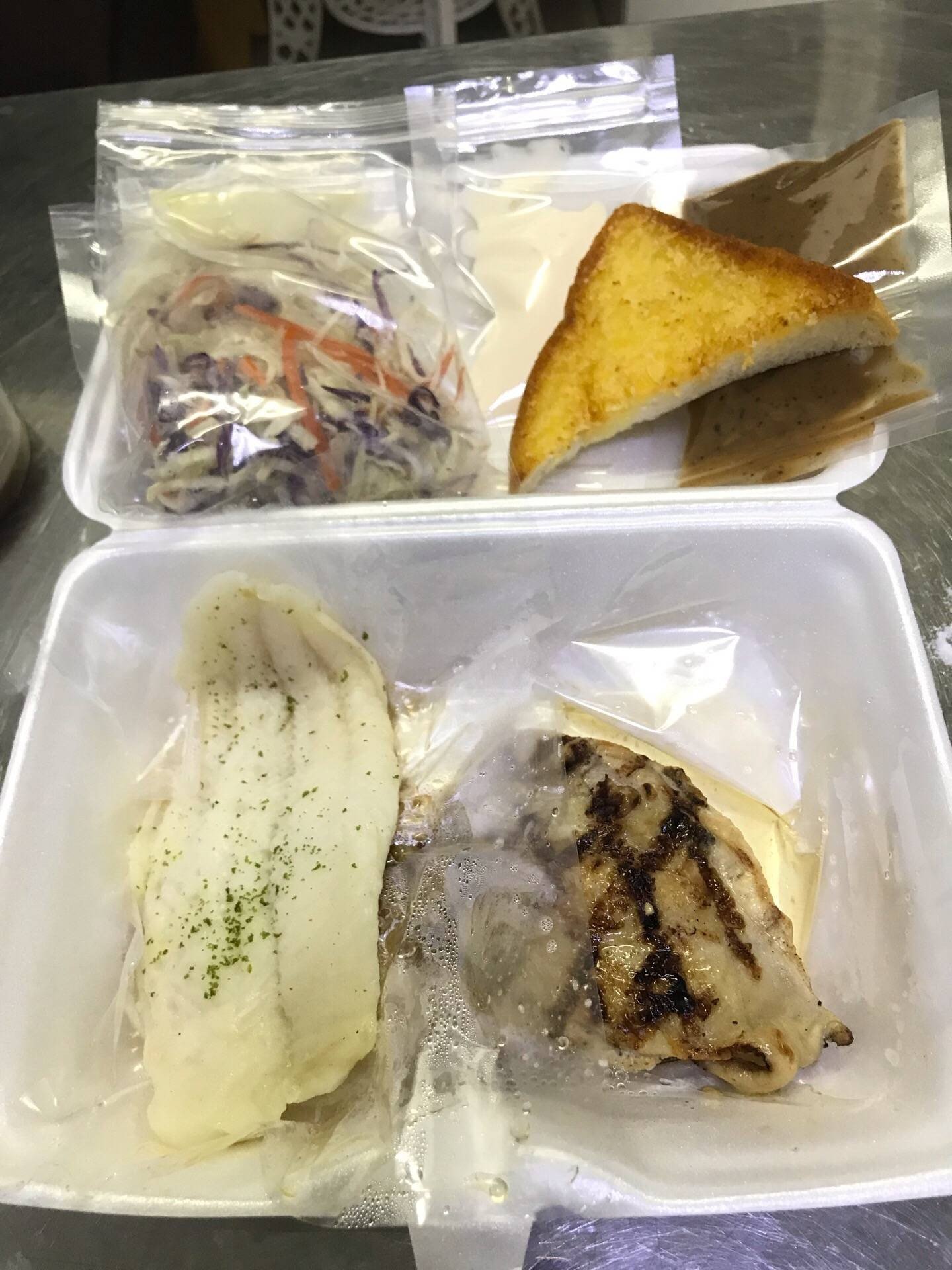 รีวิว Eat Am Are เซ็นเตอร์วัน - รออาหารนานไปหน่อย