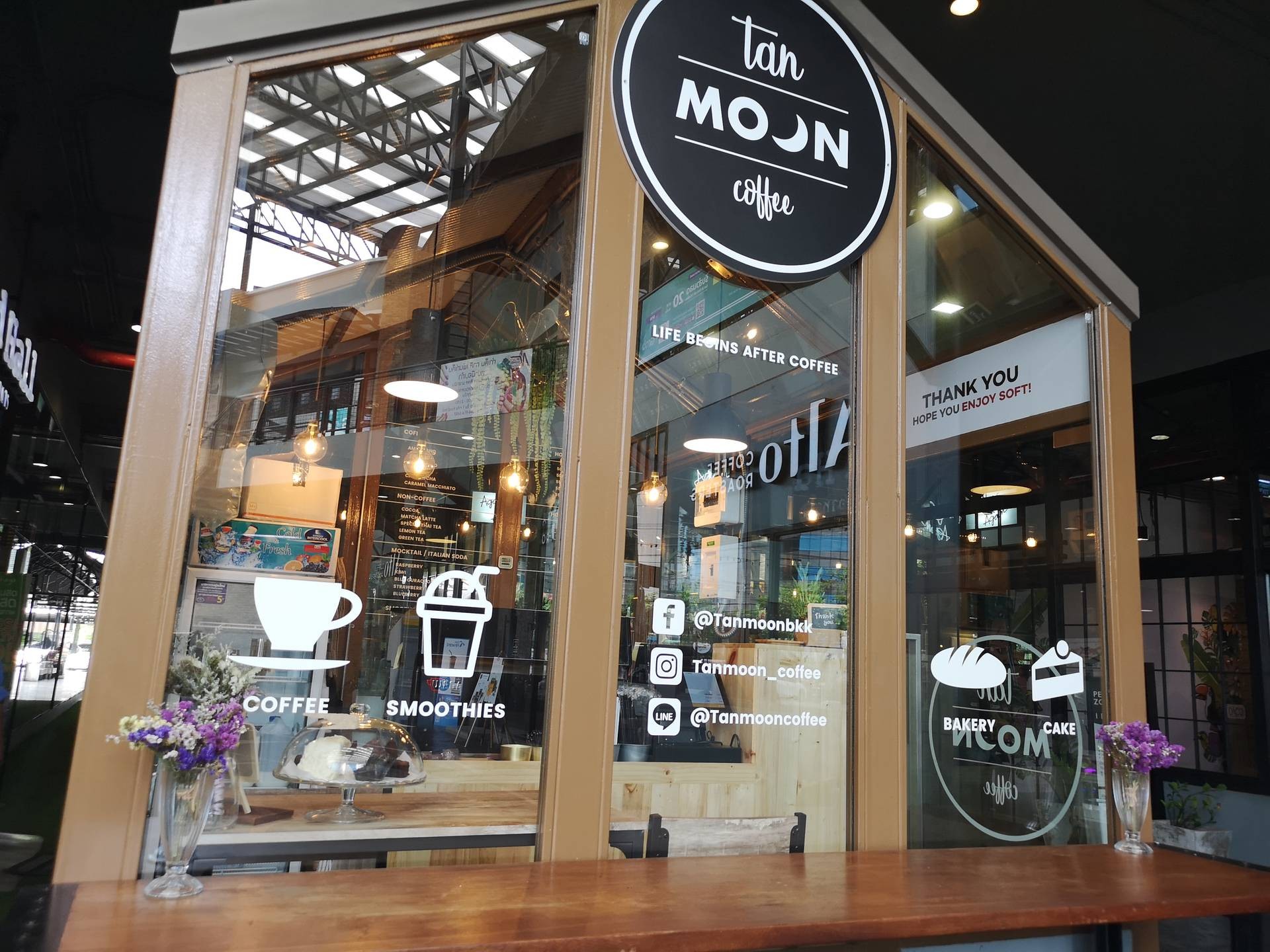รีวิว TanMoon Coffee สาขาสวนเพลินมาร์เก็ต (Suanplern Market) - กาแฟ ...