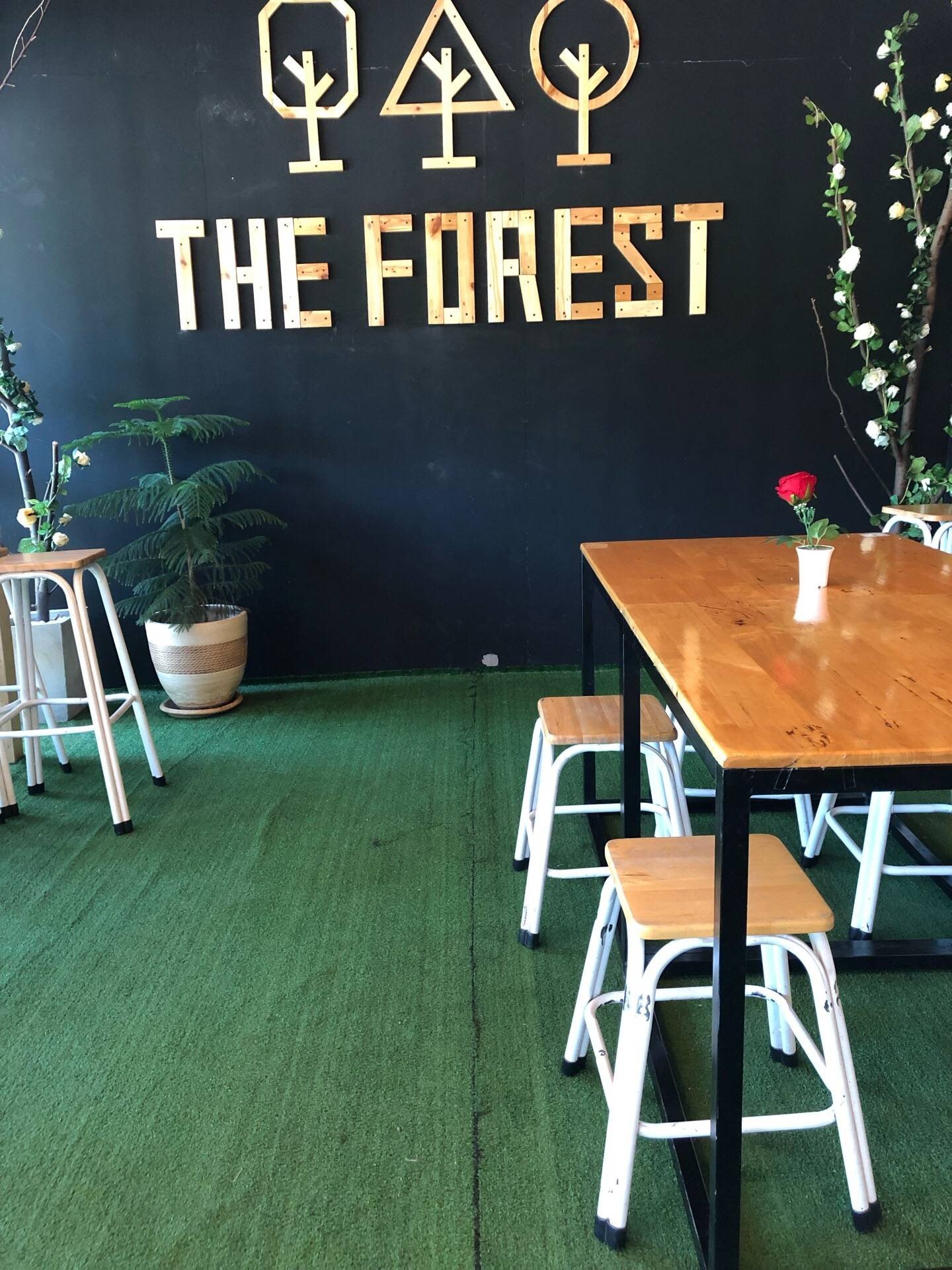 รีวิว The Forest Cafe - ร้านน่ารักๆ ที่มีตัวชูของร้านเป็นตุ๊กตาหมีขั้ว ...