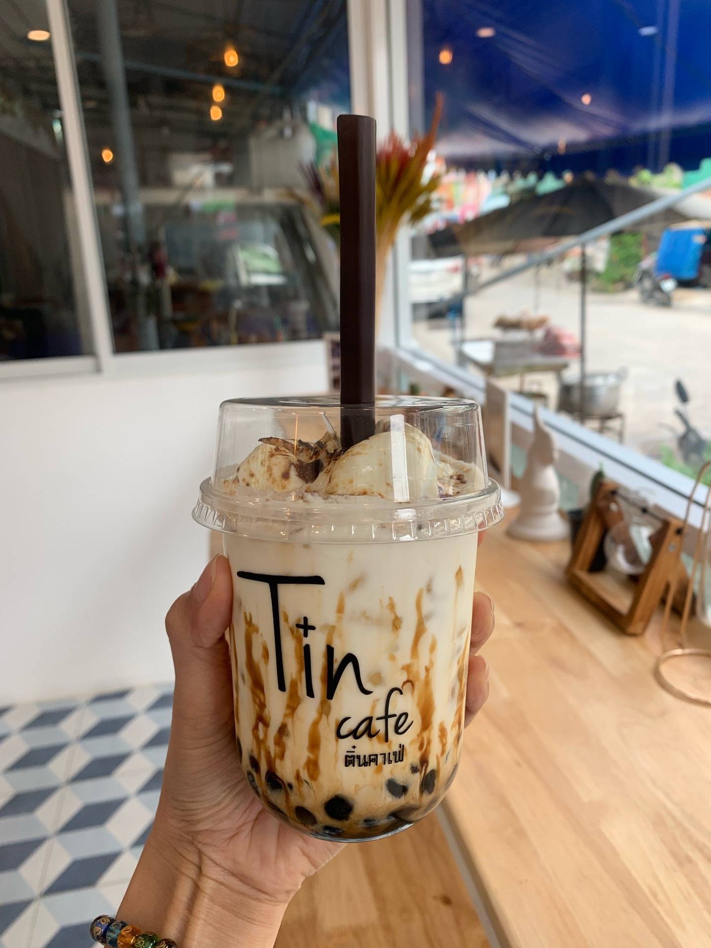 รีวิว Tin Cafe