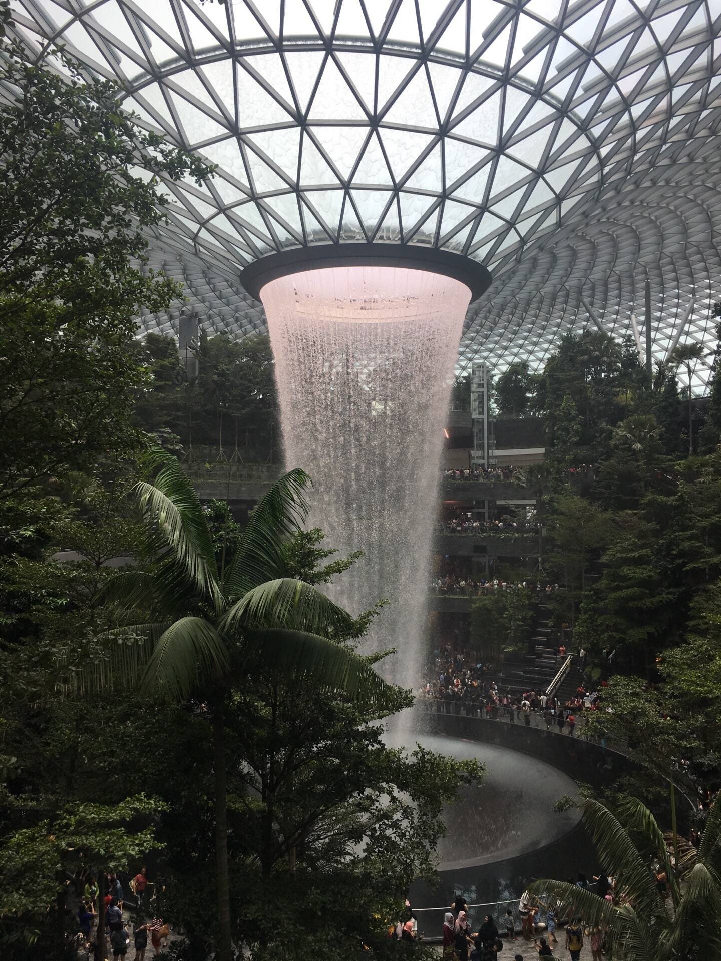 The Rain Vortex @jewel น้ำตกในห้าง - รีวิวสถานที่ท่องเที่ยว