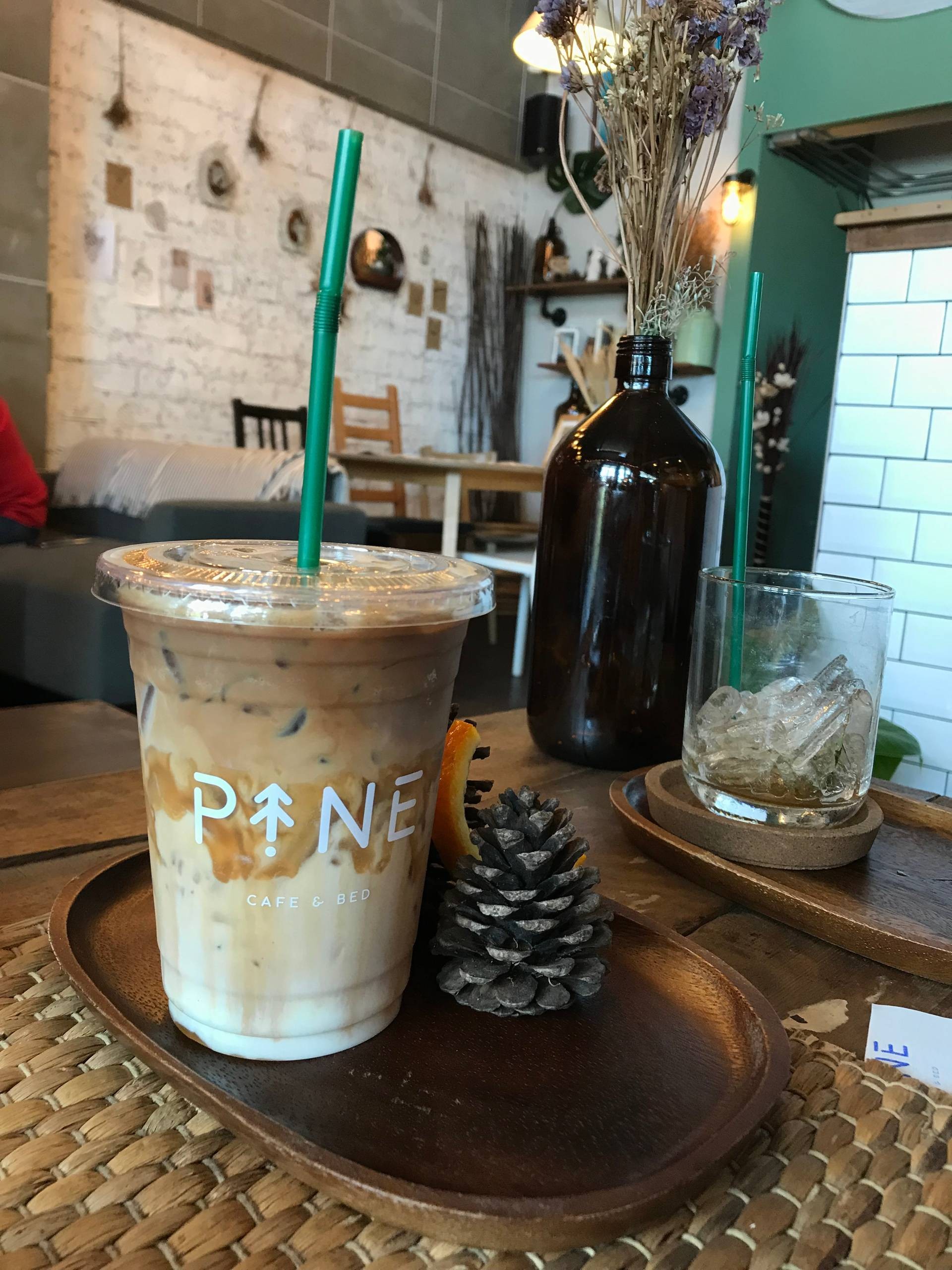 รีวิว PINE Cafe & Bed - ร้านดีมาก น่านั่งพักชิว ๆ