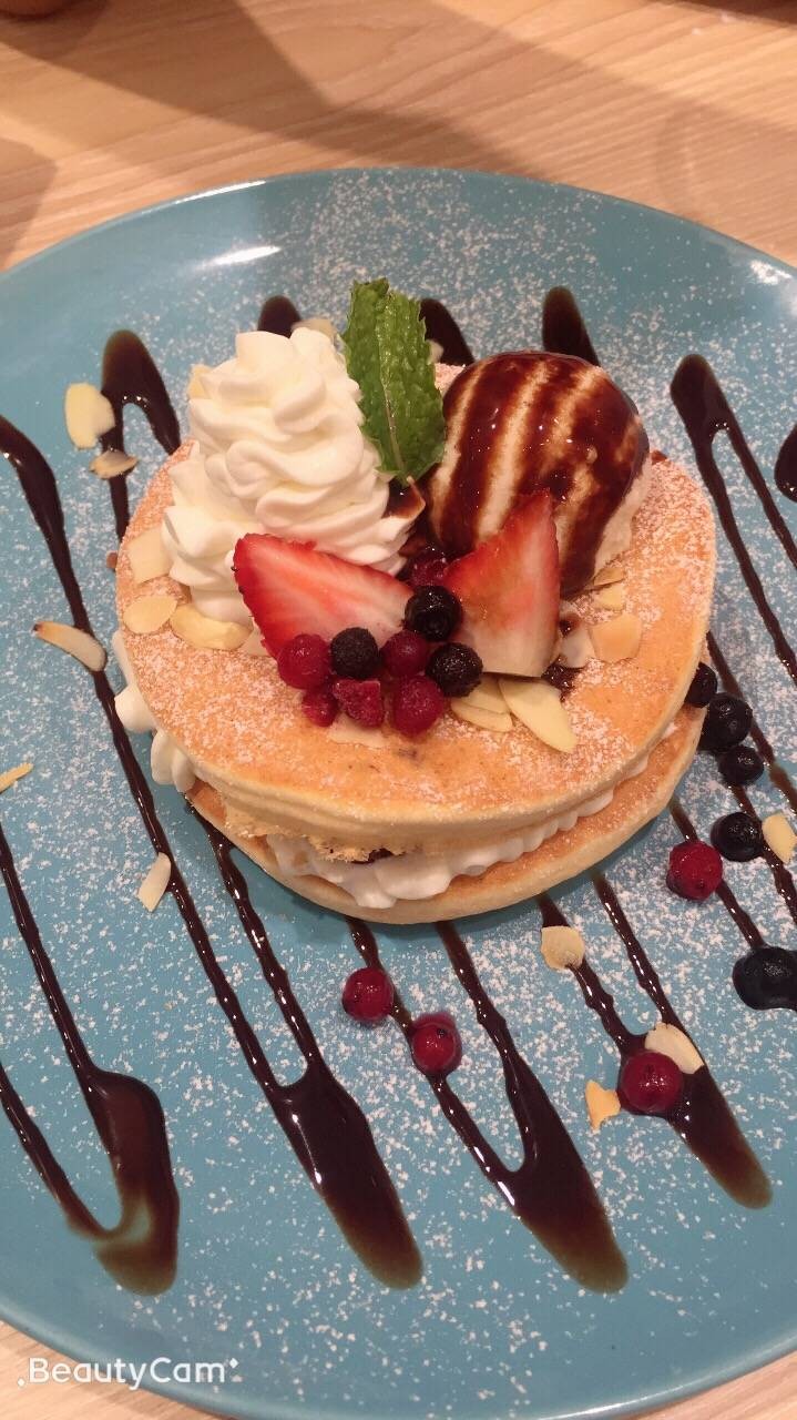 รีวิว Belle-Ville Esplanade Ratchada - ลองมาทานแพนเค้ก หอมนุ่ม อร่อย