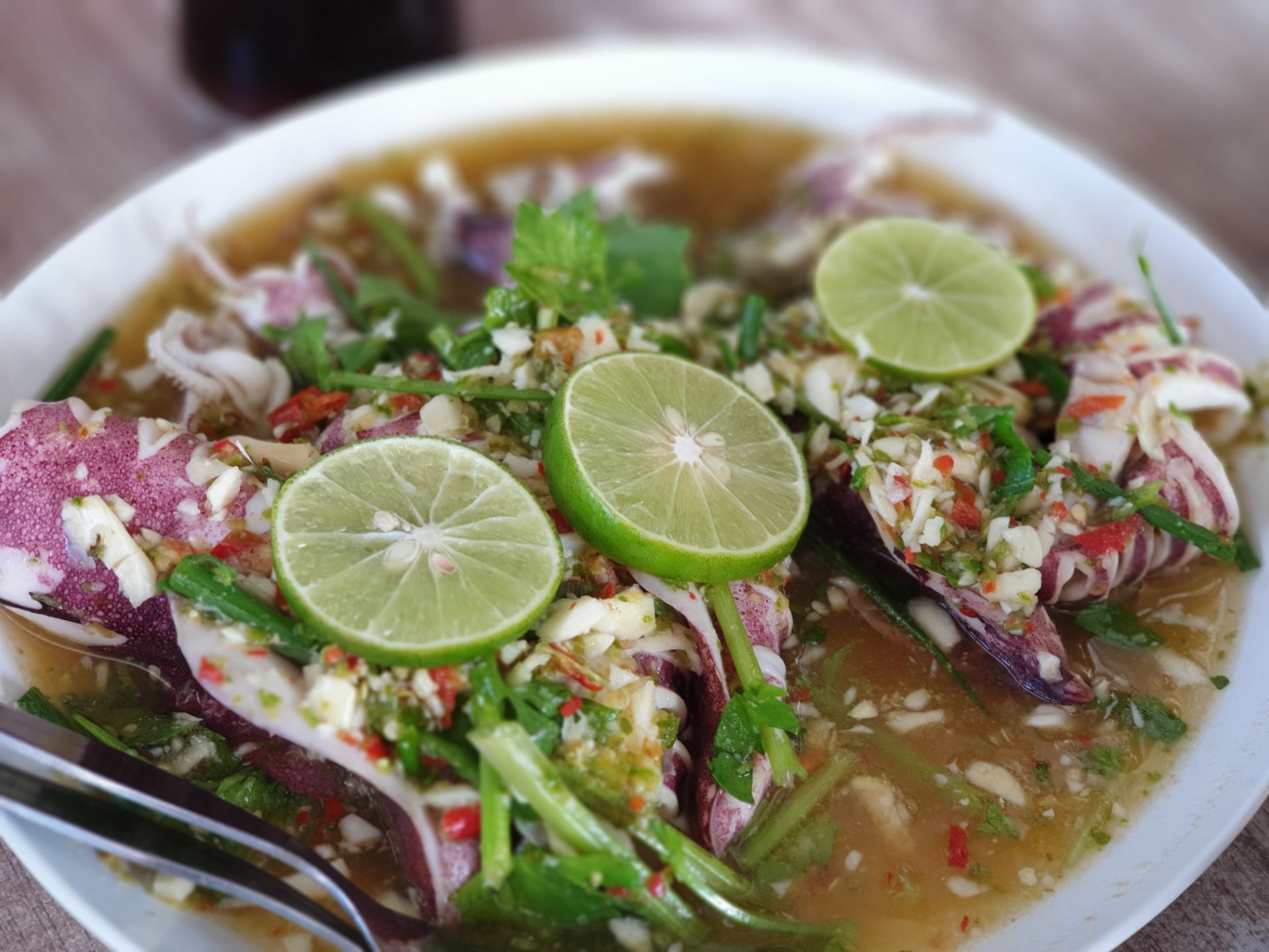 หมึกนึ่งมะนาว ร้าน คุณภา ซีฟู้ด (Khun Pha Seafood)