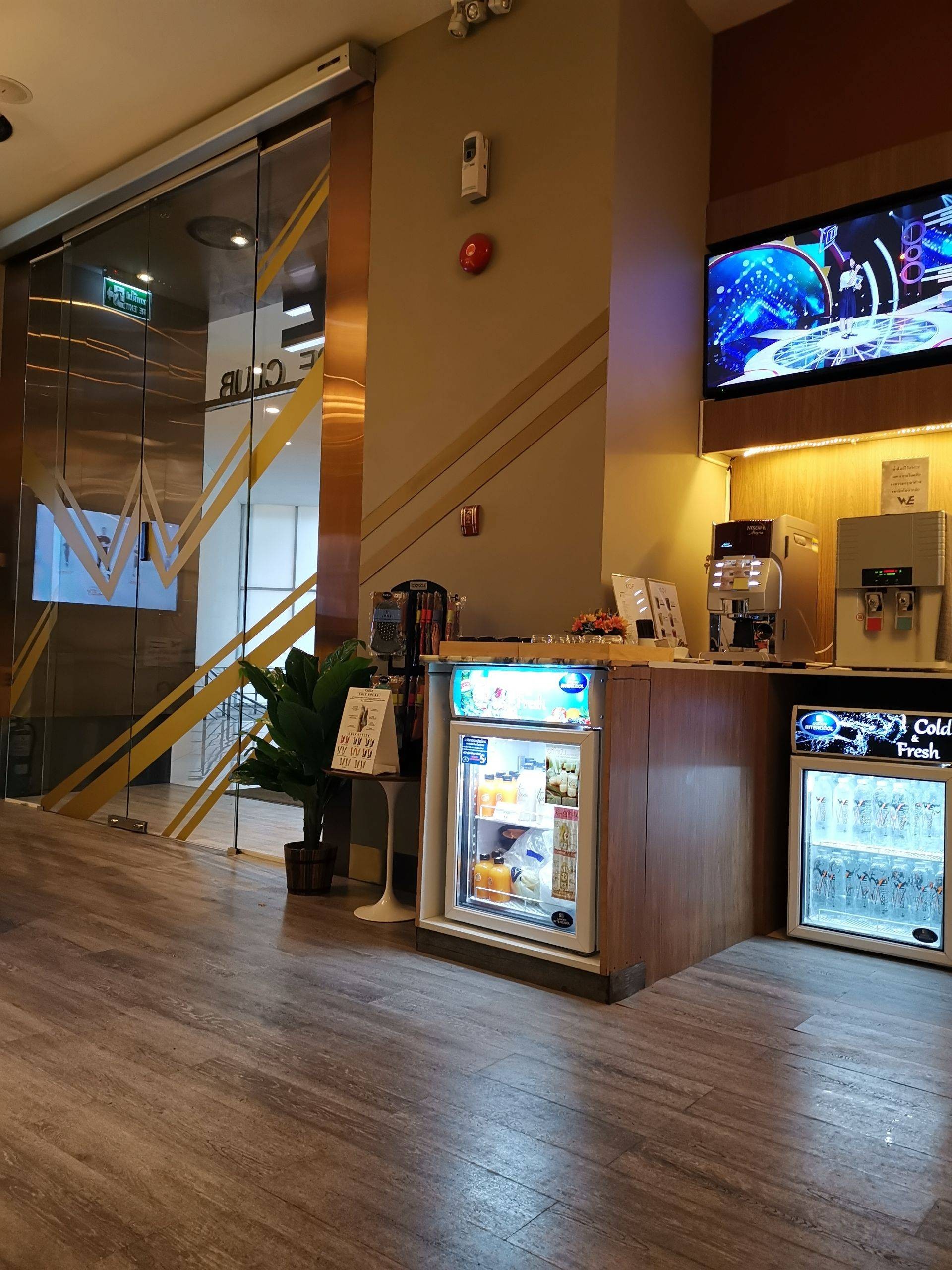 รีวิว We Signature Club J Avenue - We Signature ในเครือ We Fitness ...